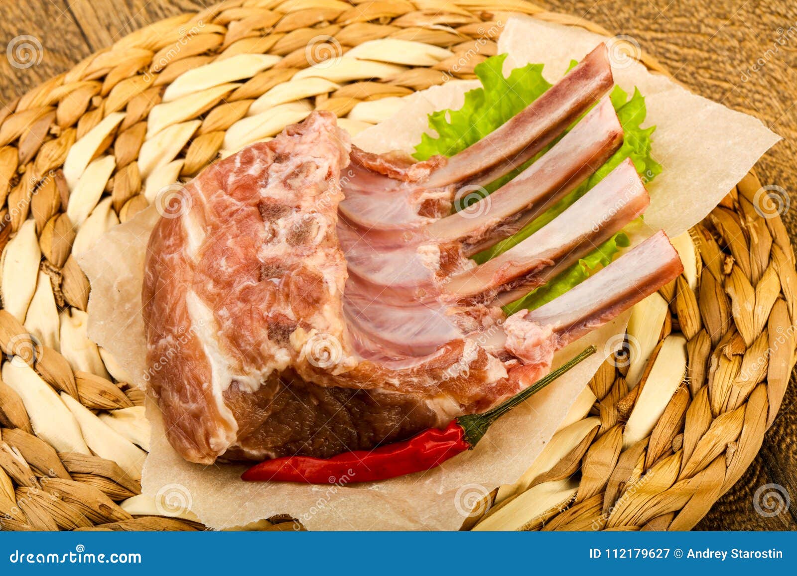 Rohe Lammrippen stockbild. Bild von hieb, schnitt, essen - 112179627