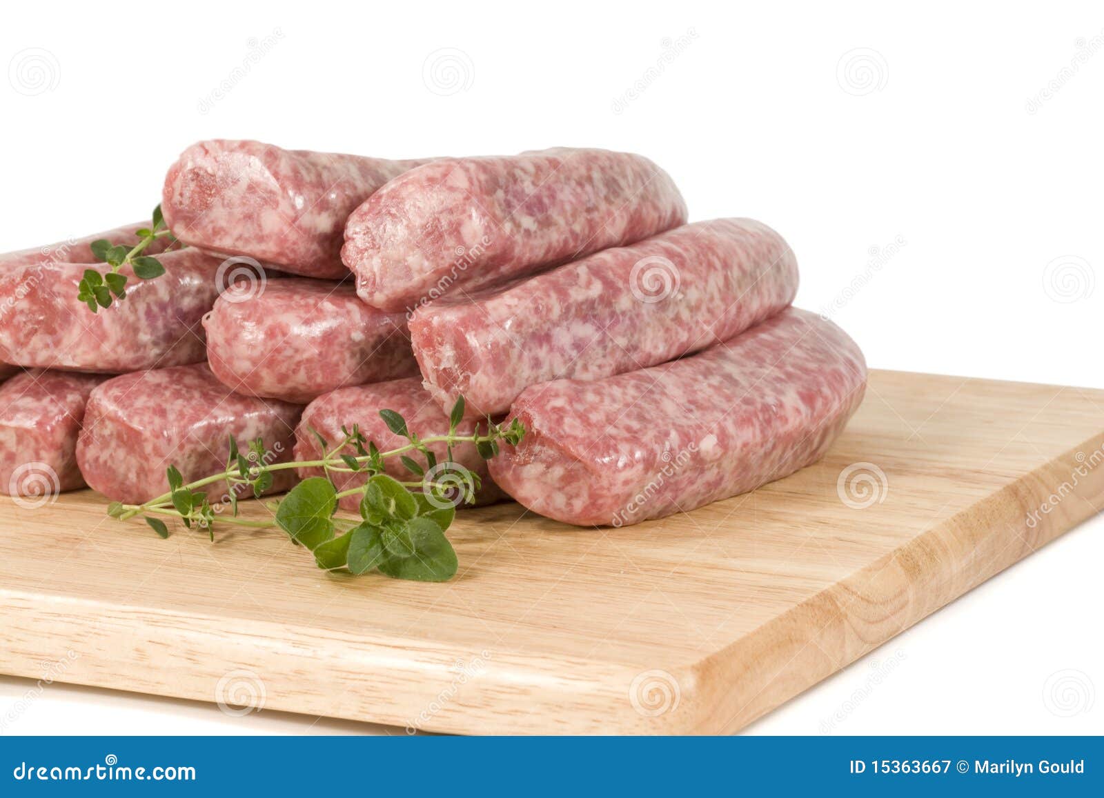 Rohe Wurst stockbild. Bild von ungekocht, schweinefleisch - 15363667