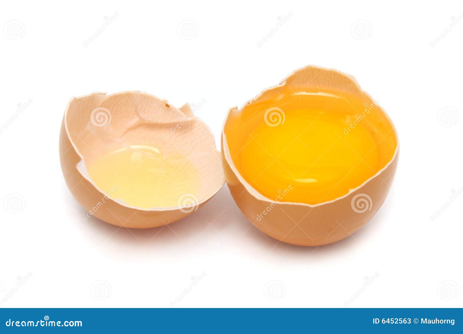 Rohes Ei stockbild. Bild von getrennt, bestandteil, frisch - 6452563