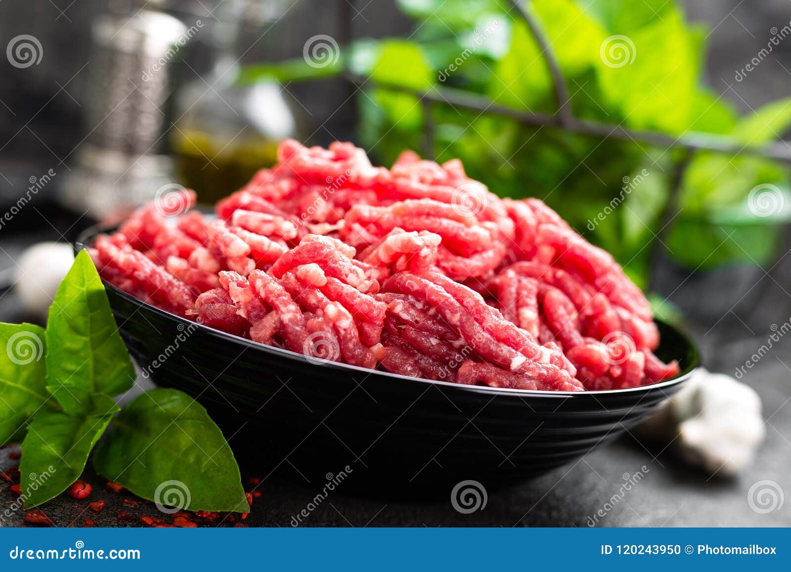 Rohes Rinderhackfleischfleisch Frisches Gehacktes Fleisch Stockfoto ...