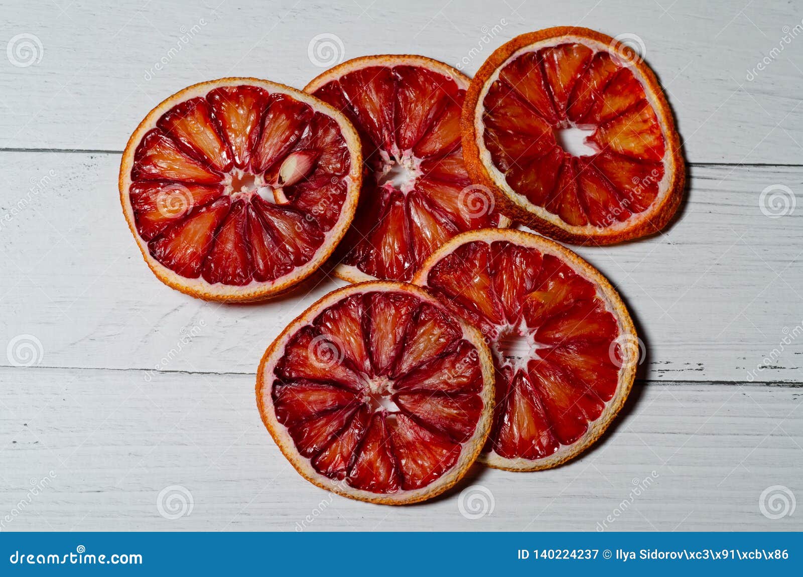 Rojo anaranjado imagen de archivo. Imagen de rojo, vitamina - 140224237