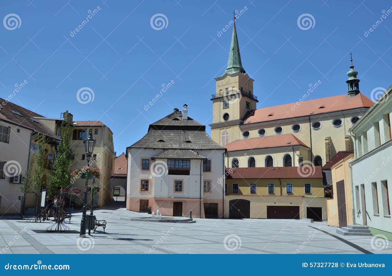 Rokycany-Stadt nahe Plzen stockfoto. Bild von gebäude - 57327728