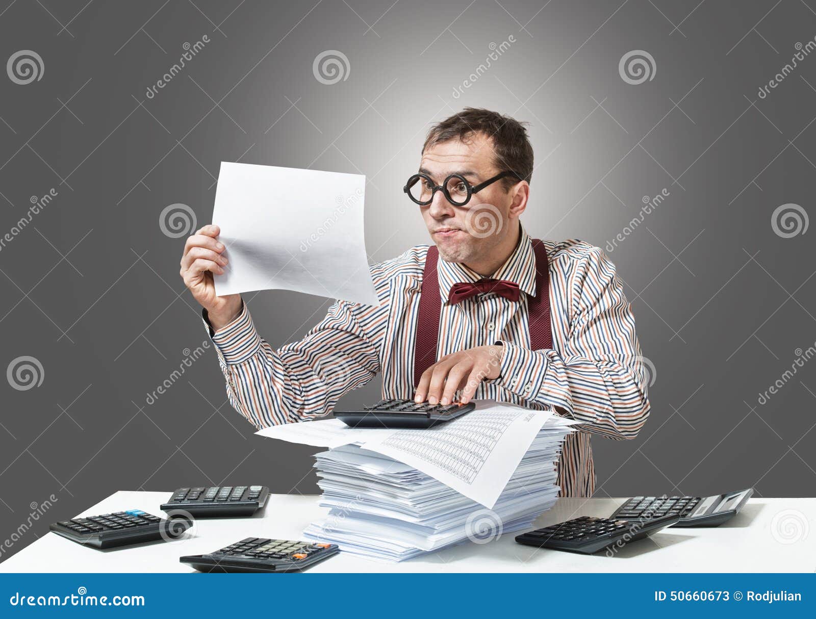 Rolig revisor fotografering för bildbyråer. Bild av intäkter - 50660673