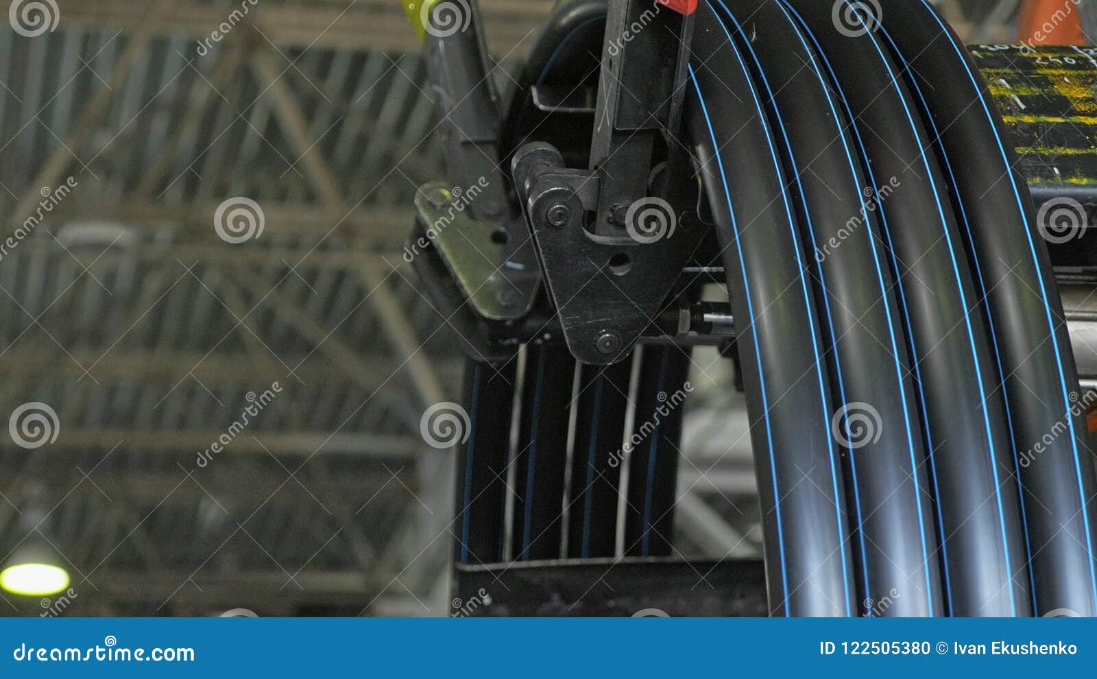 Roll Threading Coil Pipe. Manufacture of Plastic Water Pipes Factory ...