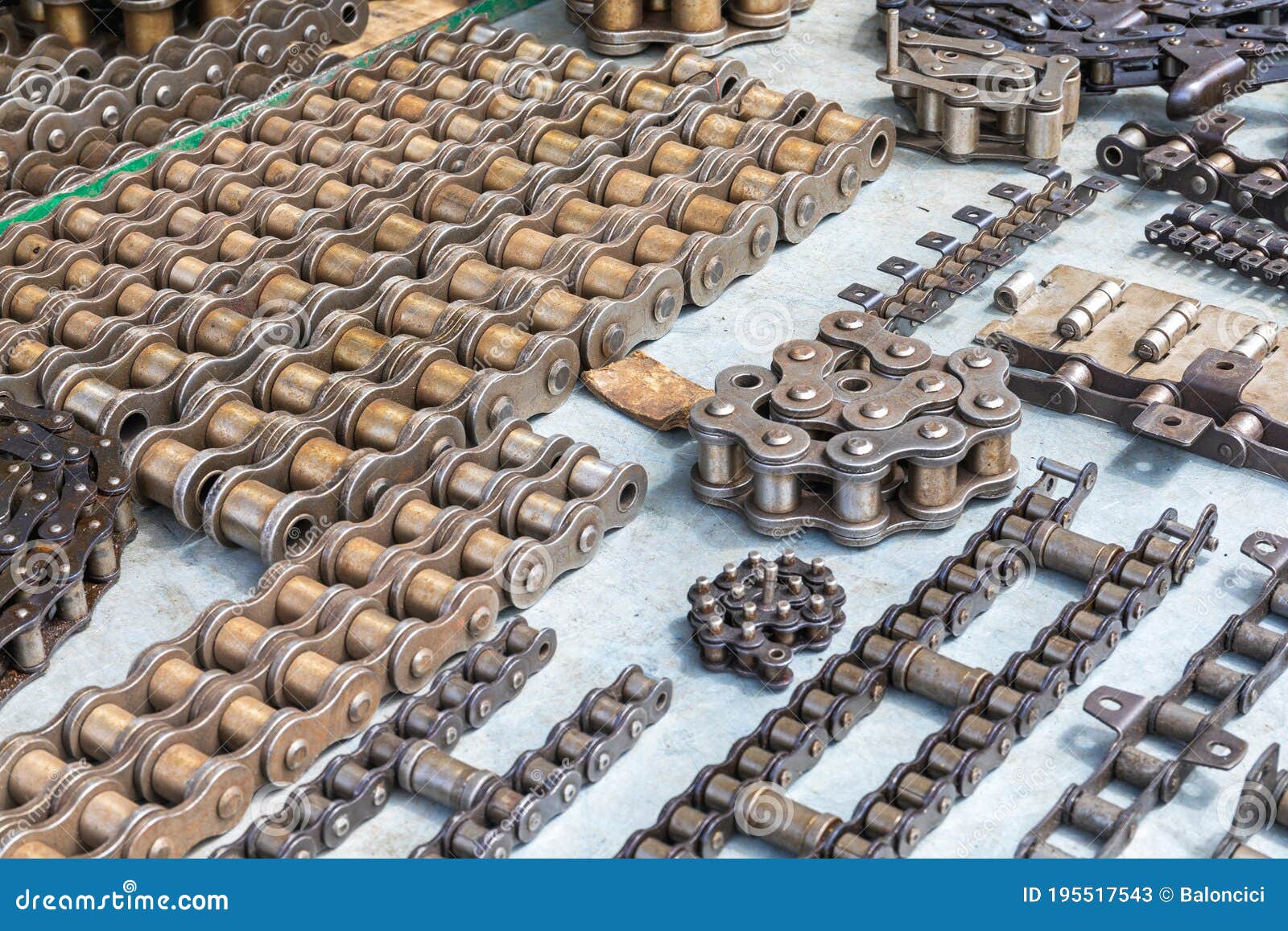 Roller Chain stock image. Image of torque, machines - 195517543