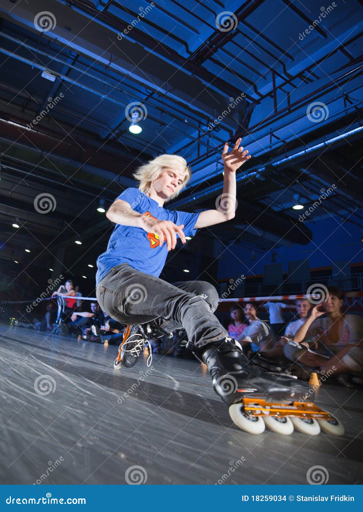 Rollerblading competition editorial stock image. Image of effort - 18259034