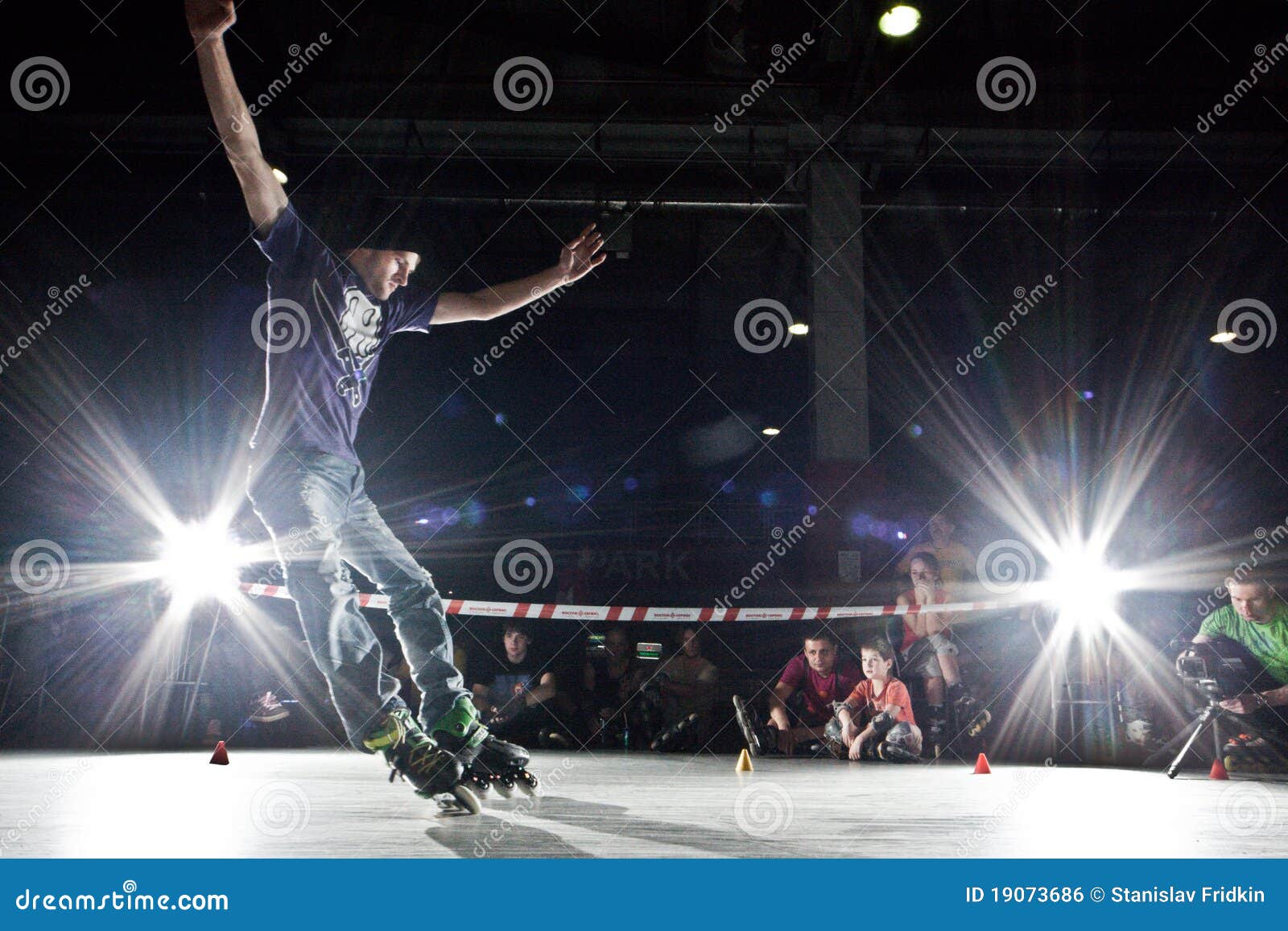 Rollerblading competition editorial photo. Image of expression - 19073686