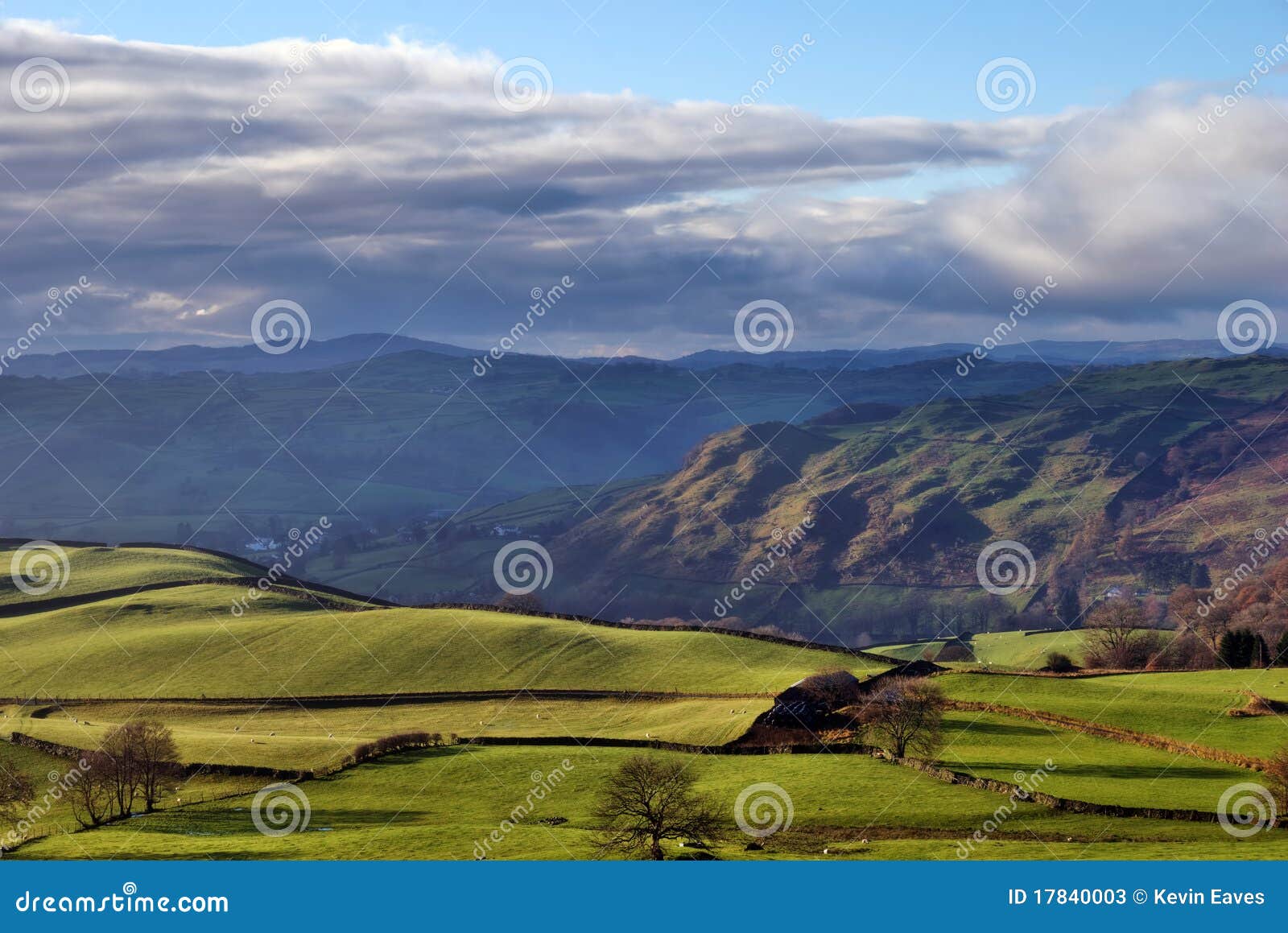 Rolling English Countryside Near Staveley Stock Image - Image of ...