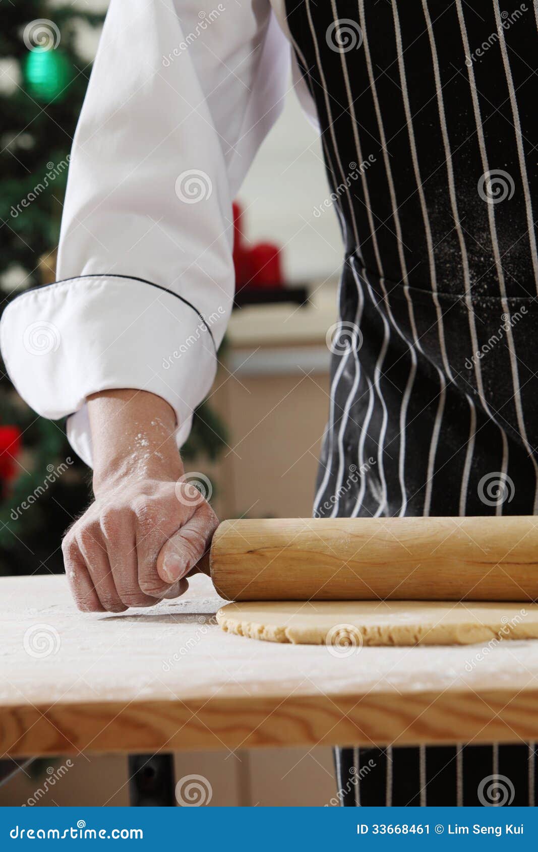 Rolling flour stock image. Image of kitchen, preparation - 33668461