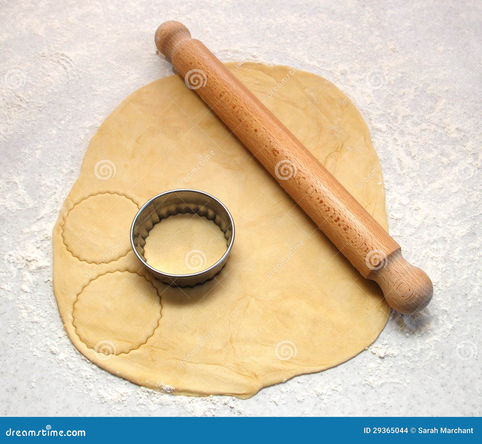 Rolling Pin and Cutter on Fresh Pastry, Cutting Out Circles Stock Photo ...