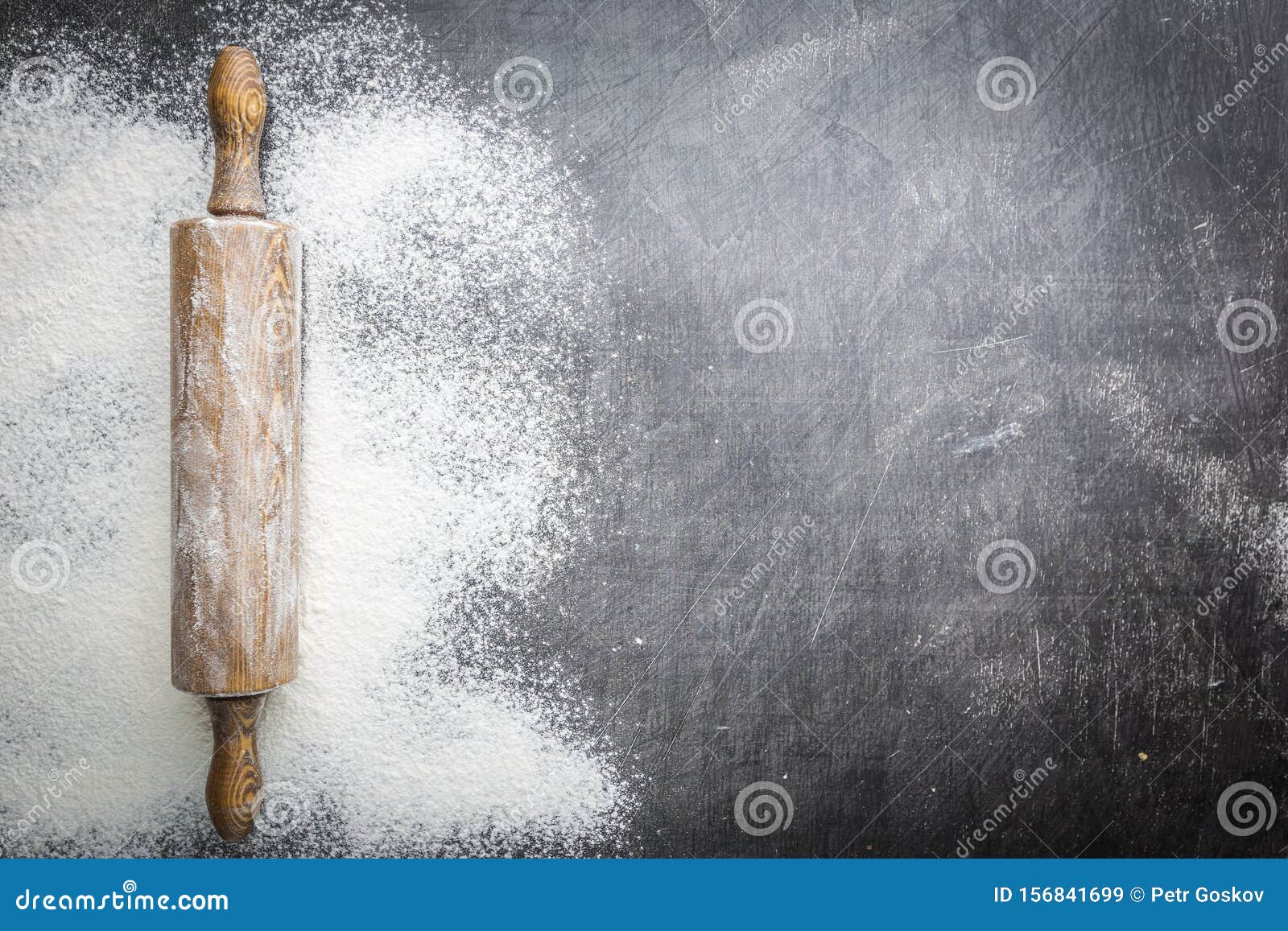 Rolling Pin and White Flour Stock Image - Image of healthy, board ...