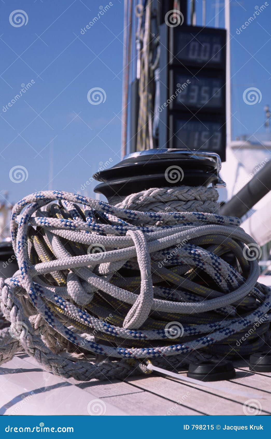 Rolling Ropes Picture. Image: 798215