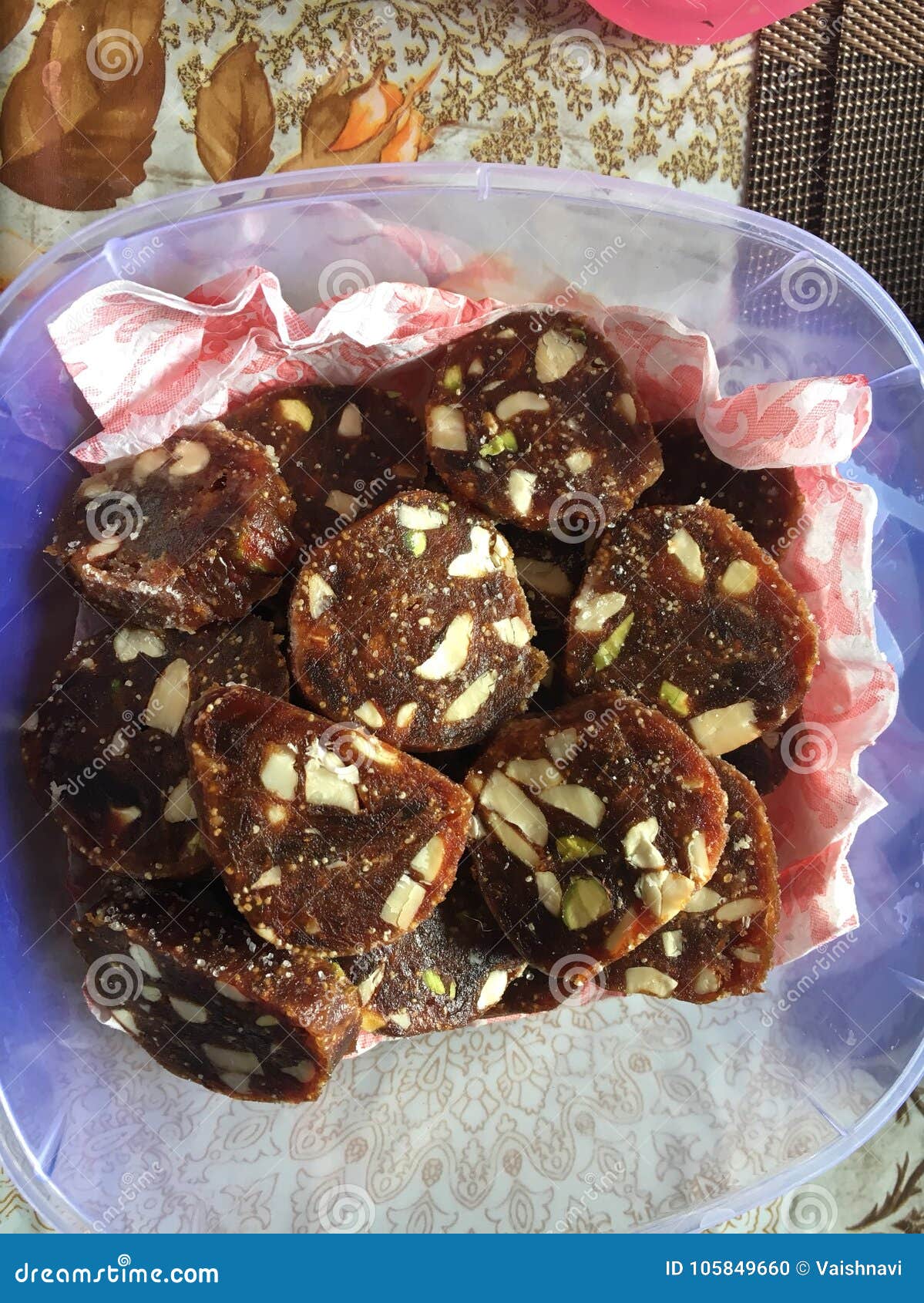 Rollo de Kajur foto de archivo. Imagen de hecho, rodillo - 105849660