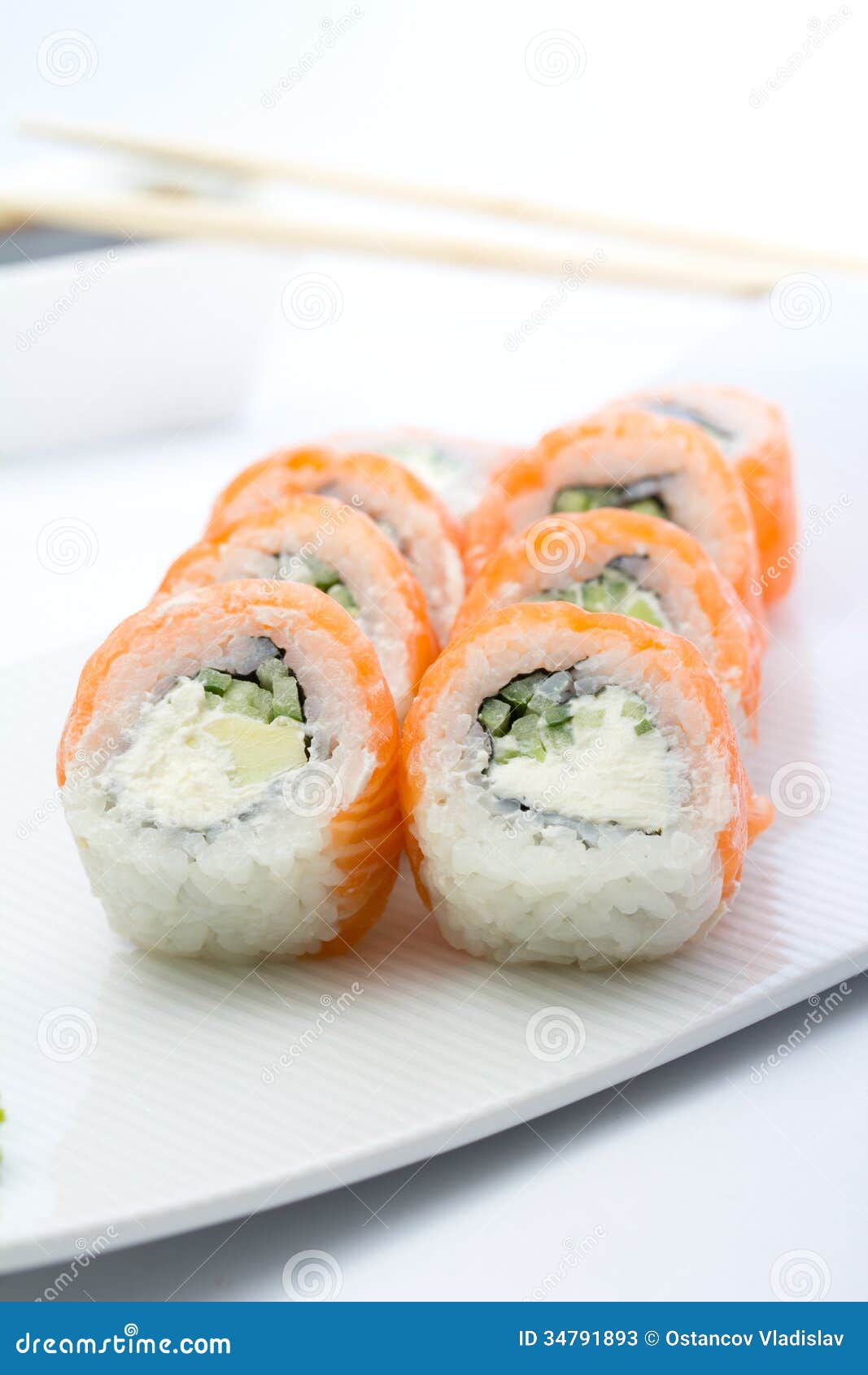 Rollo De Sushi De Philadelphia Imagen de archivo - Imagen de nadie ...