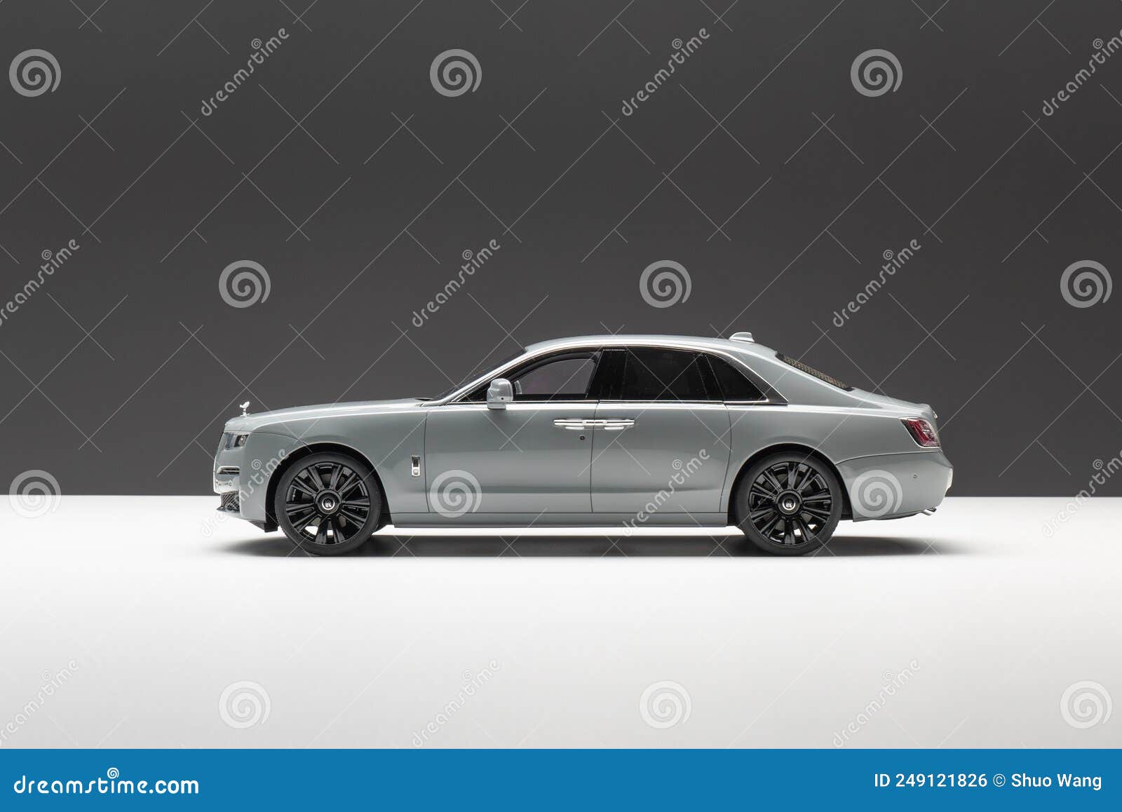A Rolls-Royce Ghost Car Model Editorial Photo - Image of touring, white ...