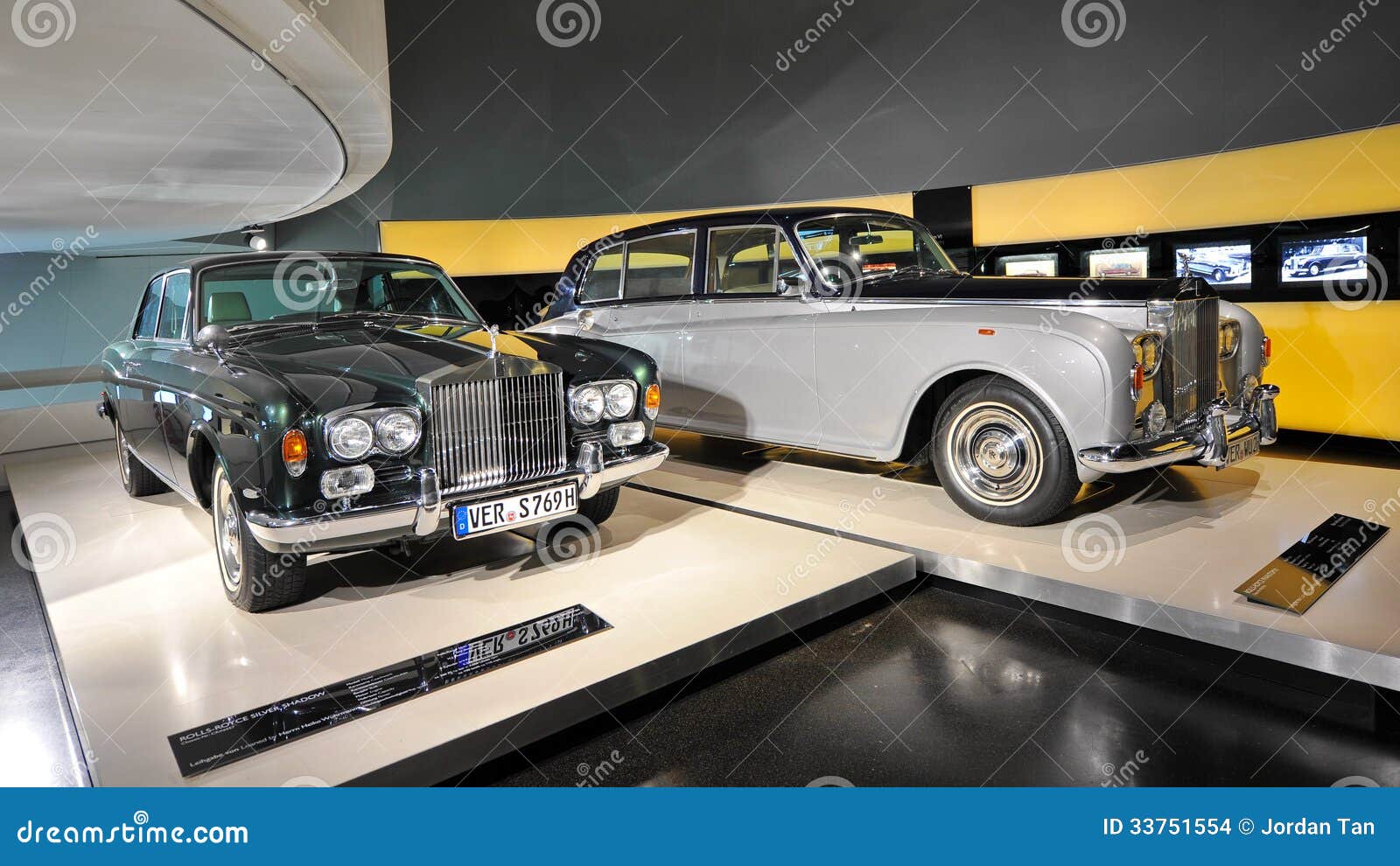 Rolls-Royce Silver Shadow and Phantom on Display at BMW Museum ...