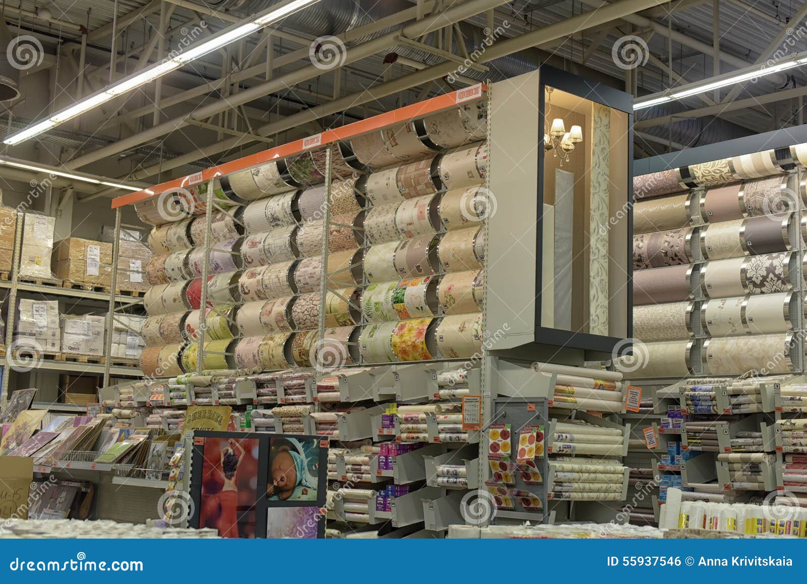 Rolls of Wallpaper in the Store Editorial Photo - Image of decor ...