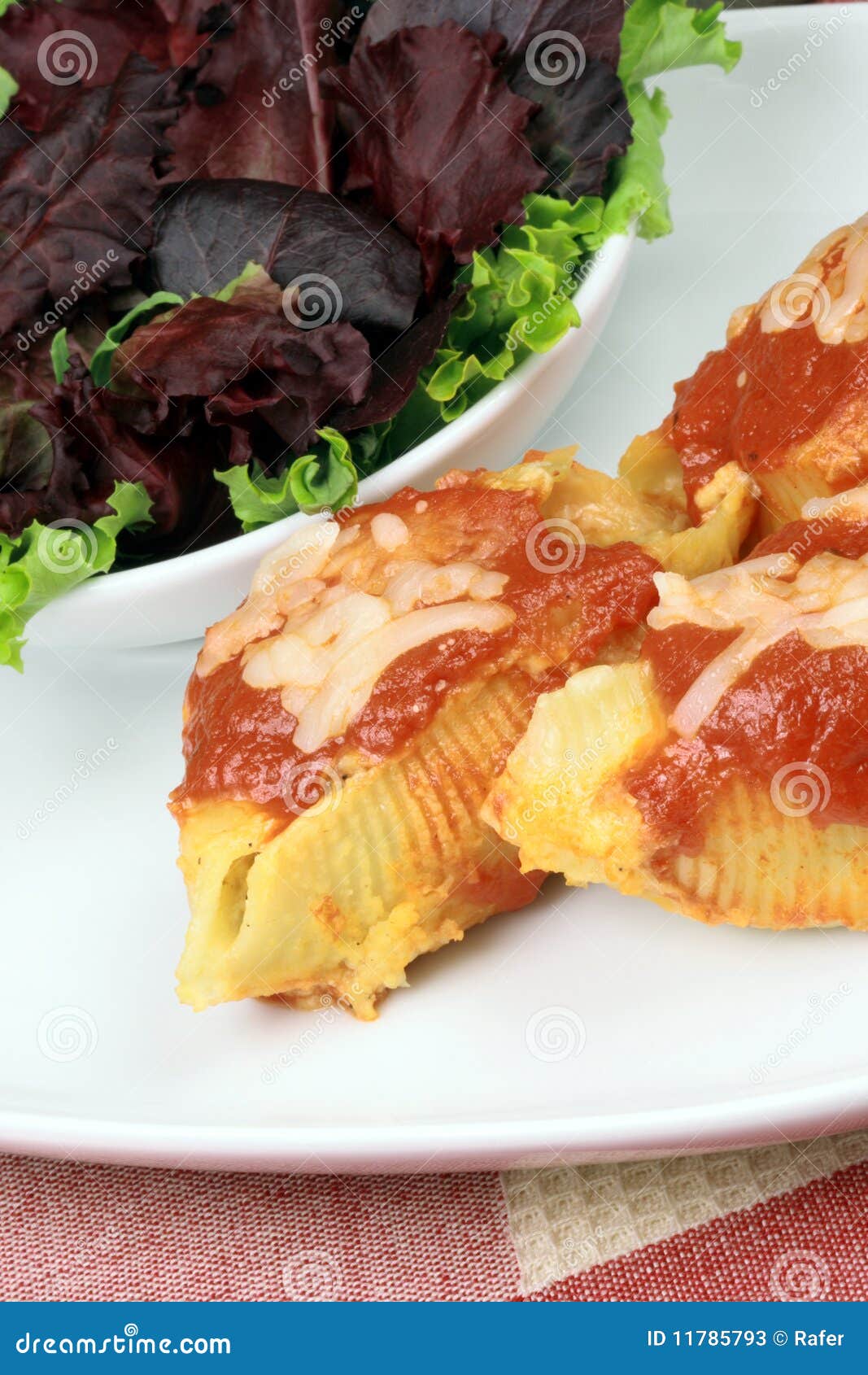 Rolos italianos do lasagna imagem de stock. Imagem de massa - 11785793