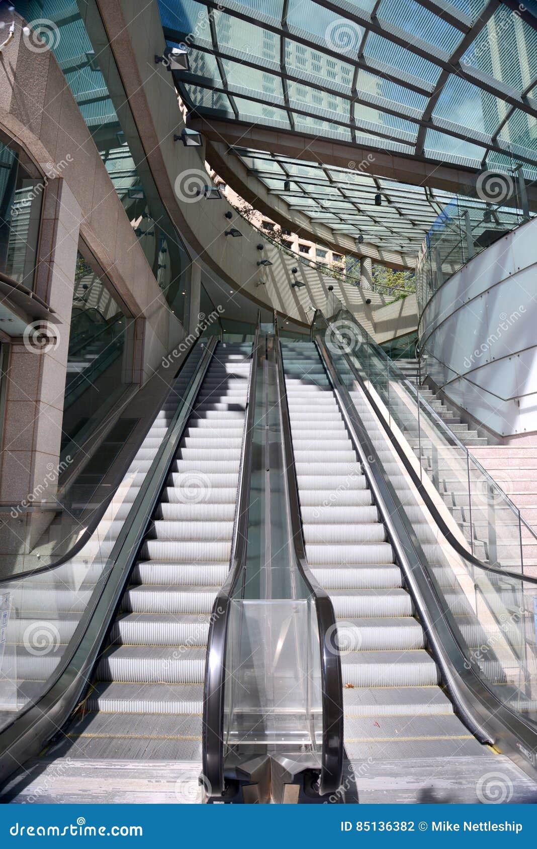 Roltrappen in Een Modern Winkelend Centrum in Sydney Australia ...