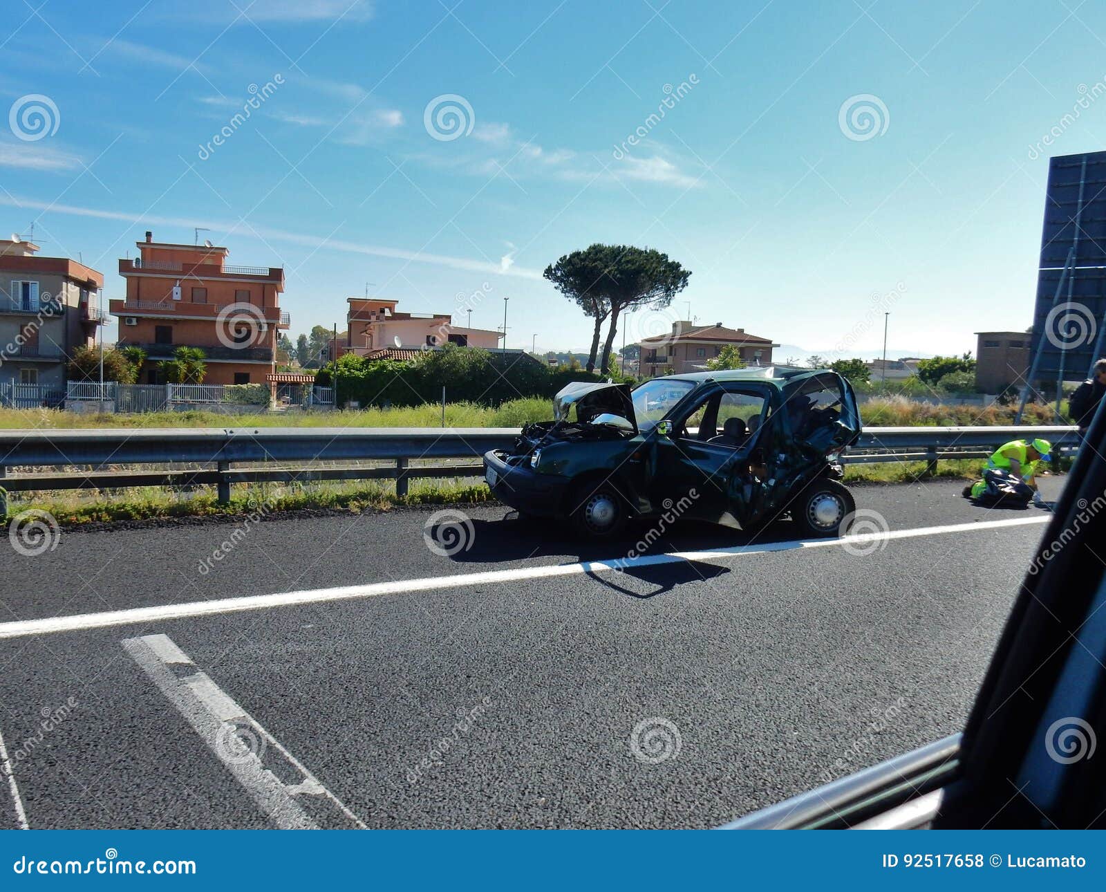 Roma - Accidente De La Carretera Foto de archivo editorial - Imagen de ...