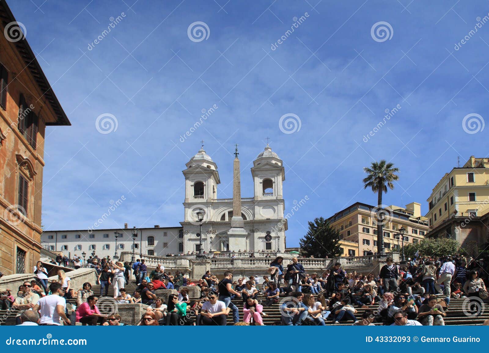 Roma-Piazza di Spagna editorial stock photo. Image of piazza - 43332093