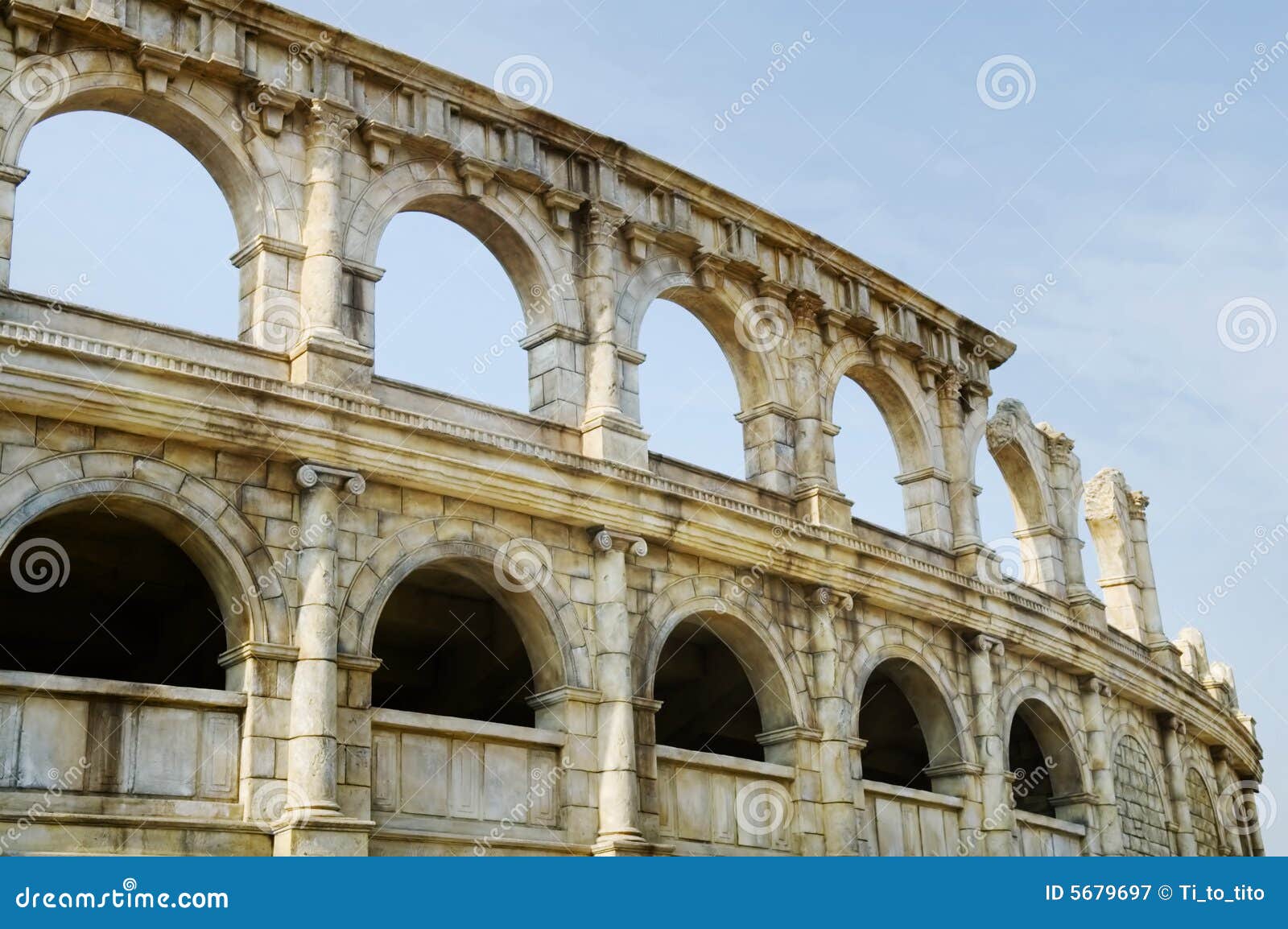 ROMAN AMPHITHEATRE CAERLEON Royalty-Free Stock Photography ...