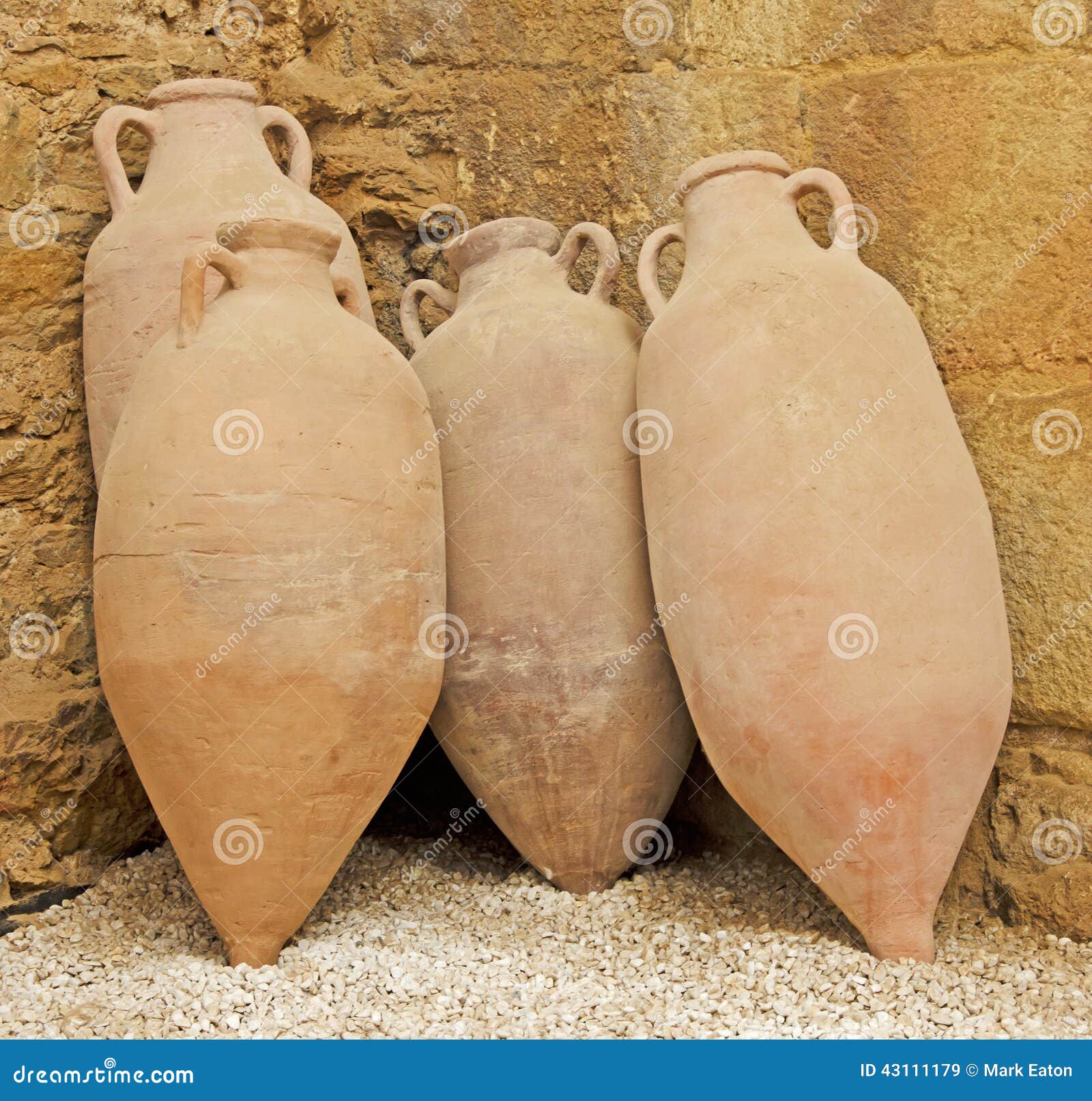 Roman Amphorae image stock. Image du conception, empire - 43111179