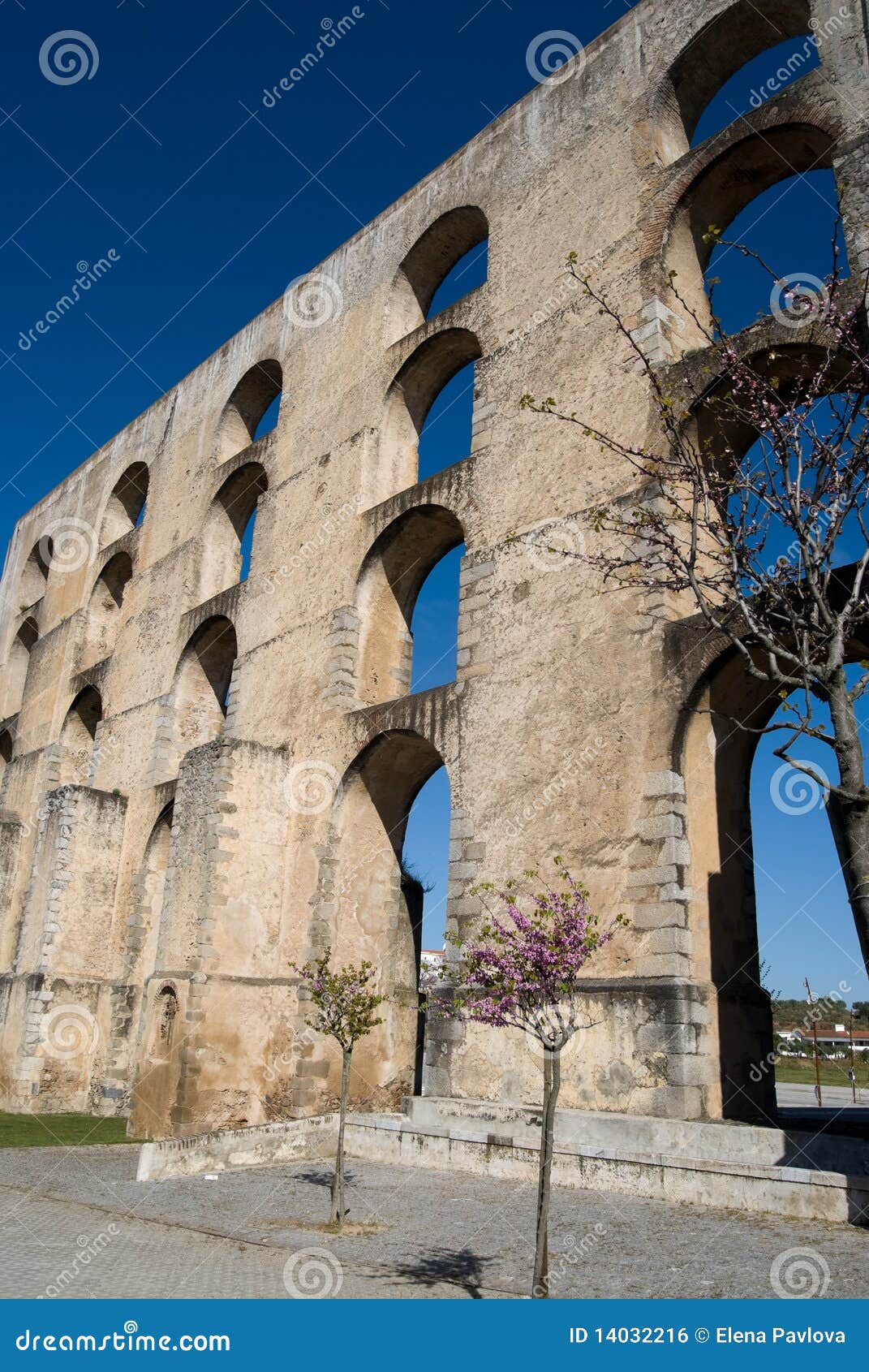 Roman aqueduct stock photo. Image of europe, water, history - 14032216