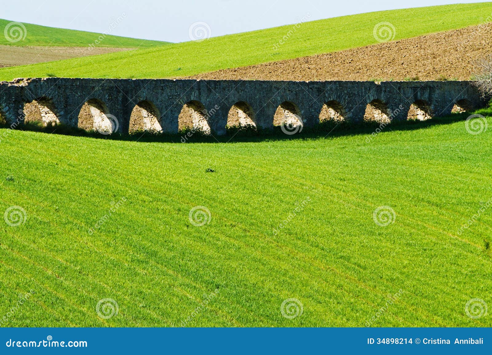 Roman aqueduct stock photo. Image of hill, pattern, green - 34898214