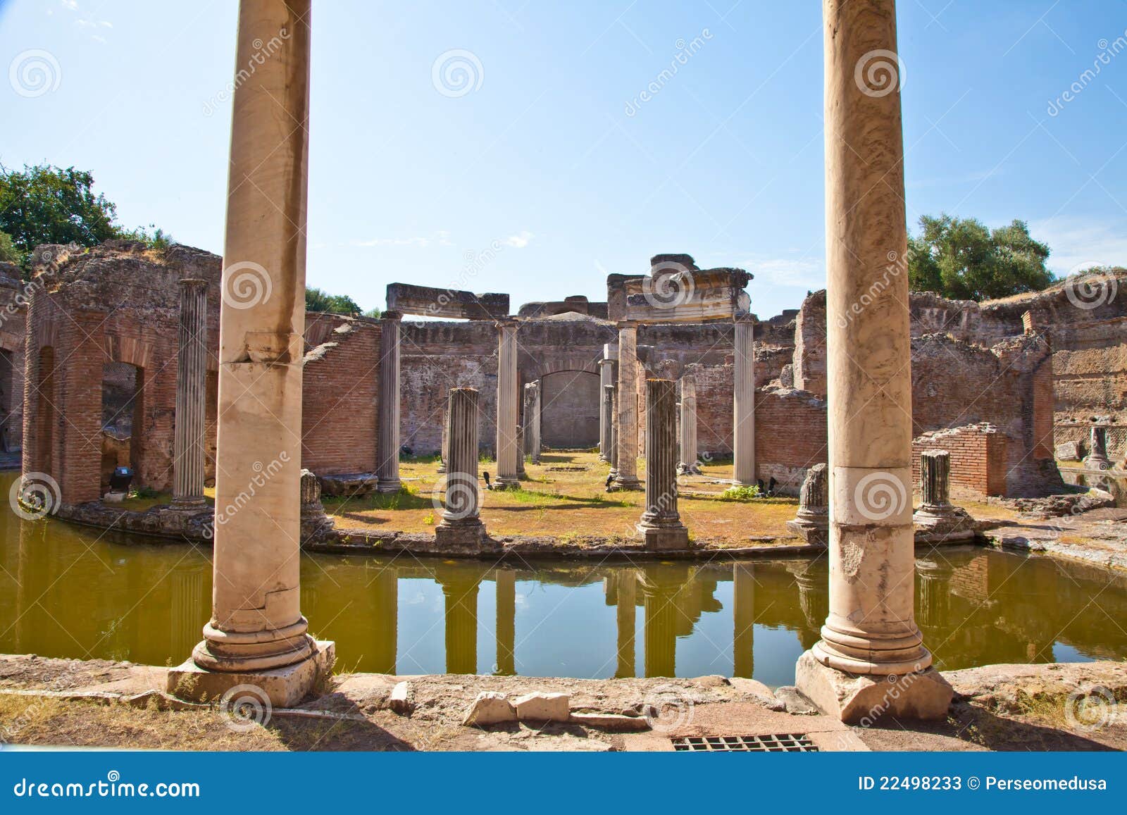 Roman columns stock image. Image of europe, italy, adriano - 22498233
