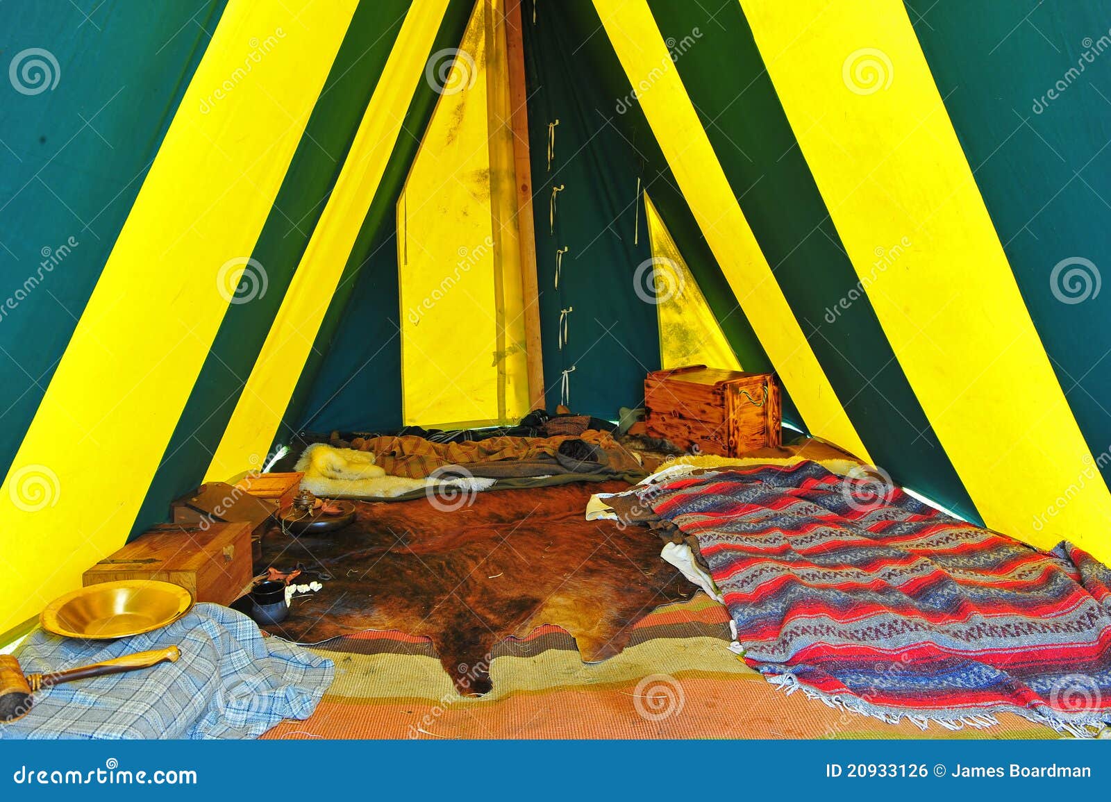 Roman empire soldiers tent stock photo. Image of field - 20933126