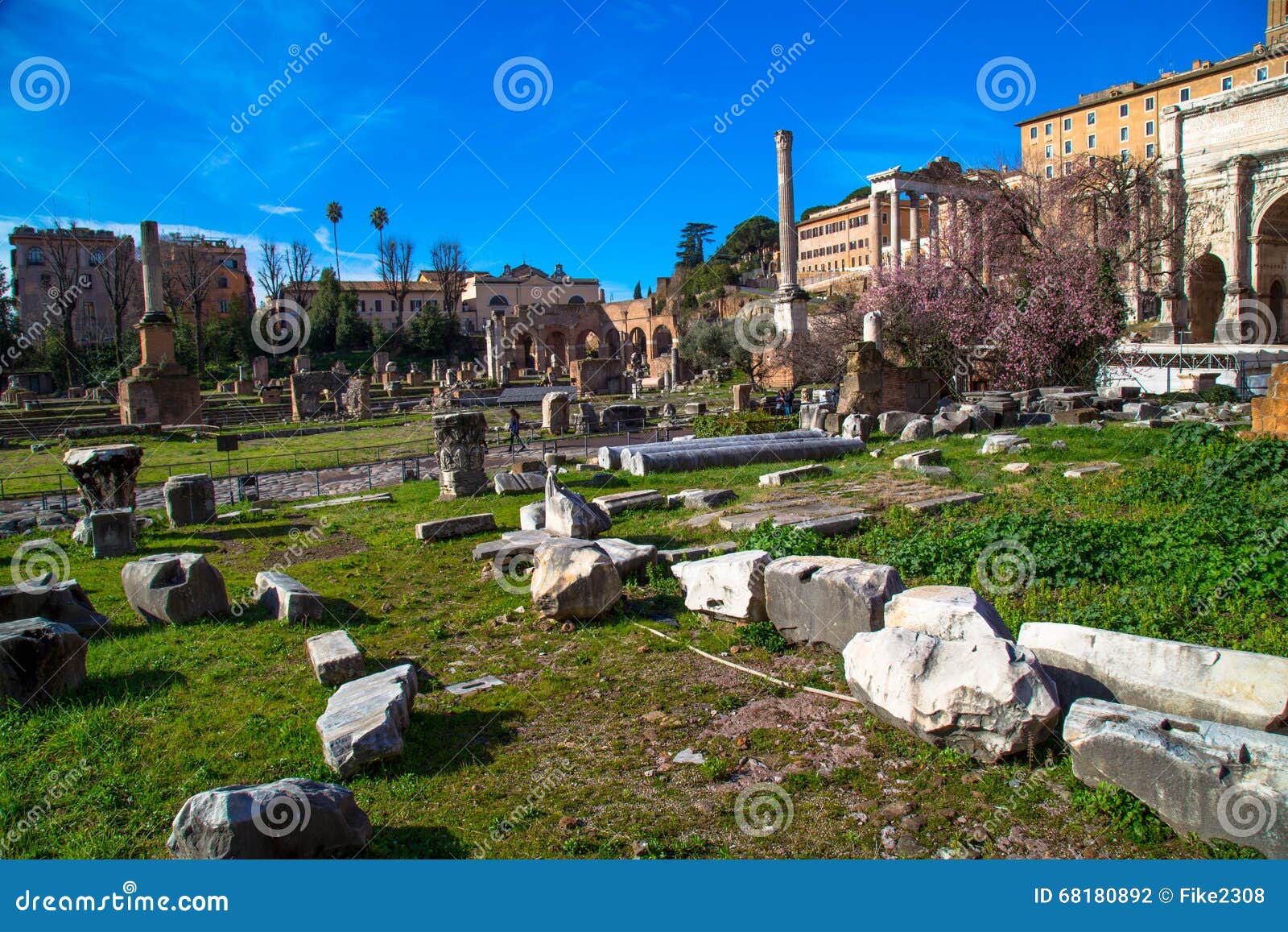 The Roman Forum editorial photography. Image of place - 68180892