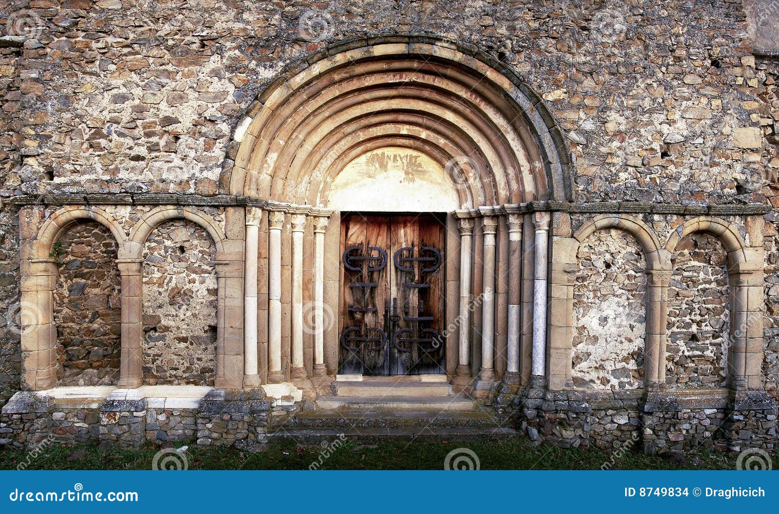 Roman portal stock photo. Image of arched, christian, door - 8749834