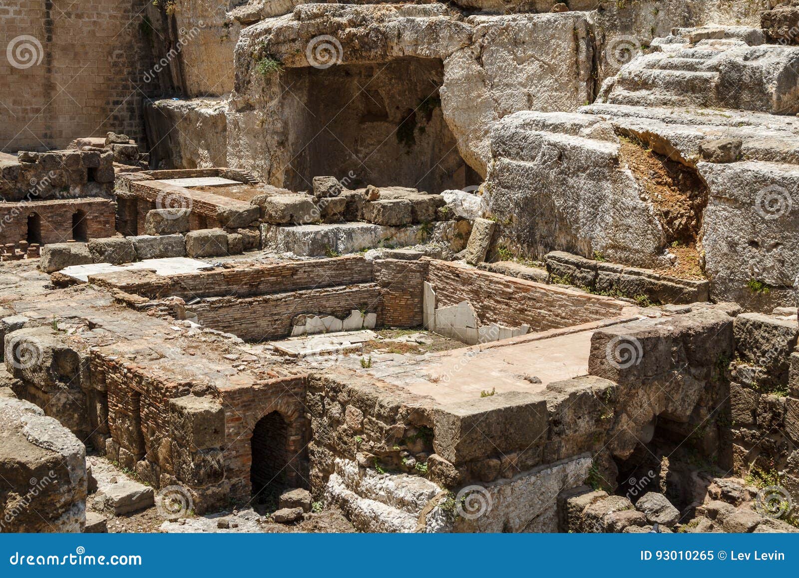 Roman Ruins in the Centre of Beirut Stock Image - Image of tourism ...
