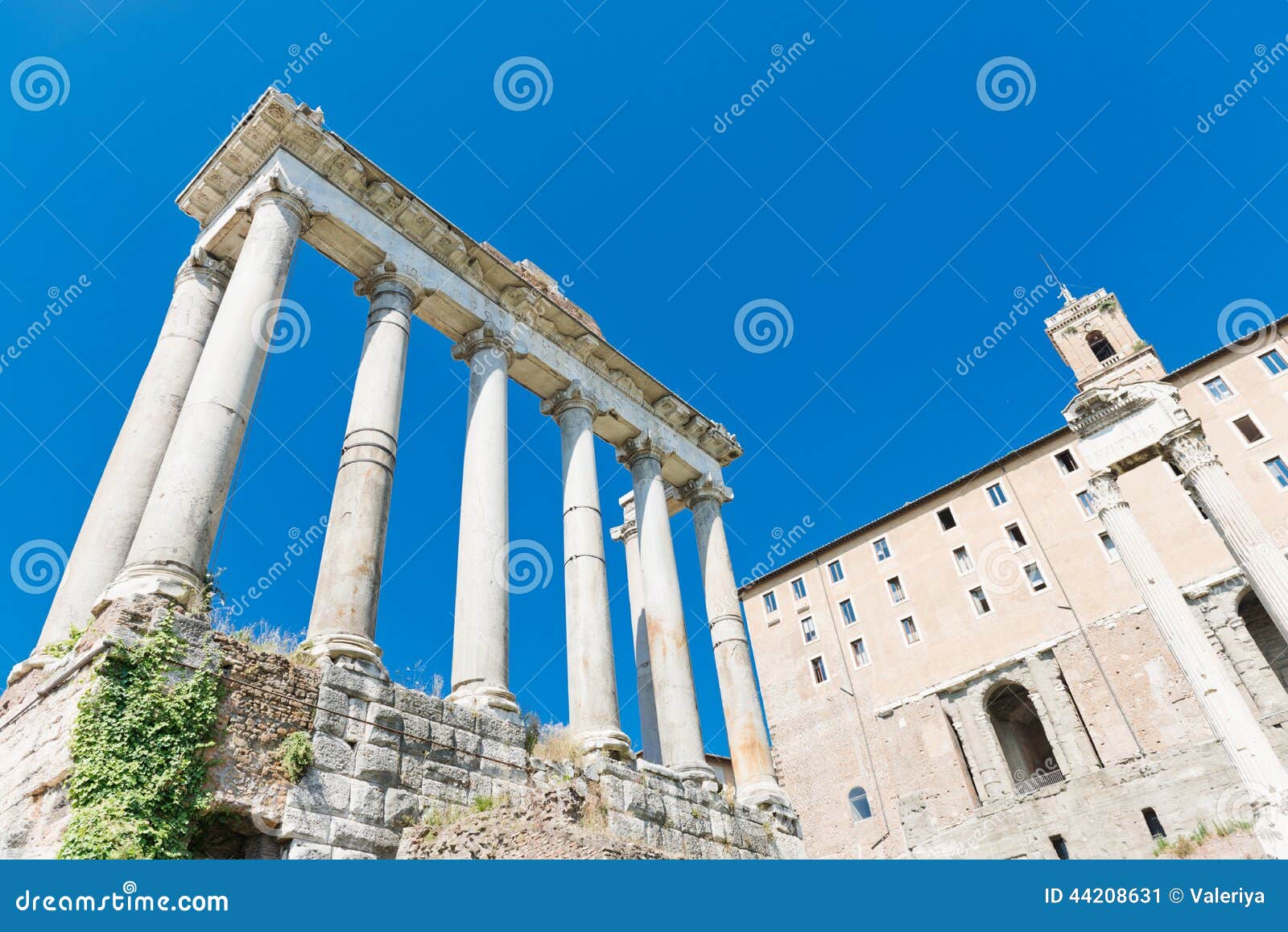 Roman ruins in Rome stock image. Image of roma, historical - 44208631