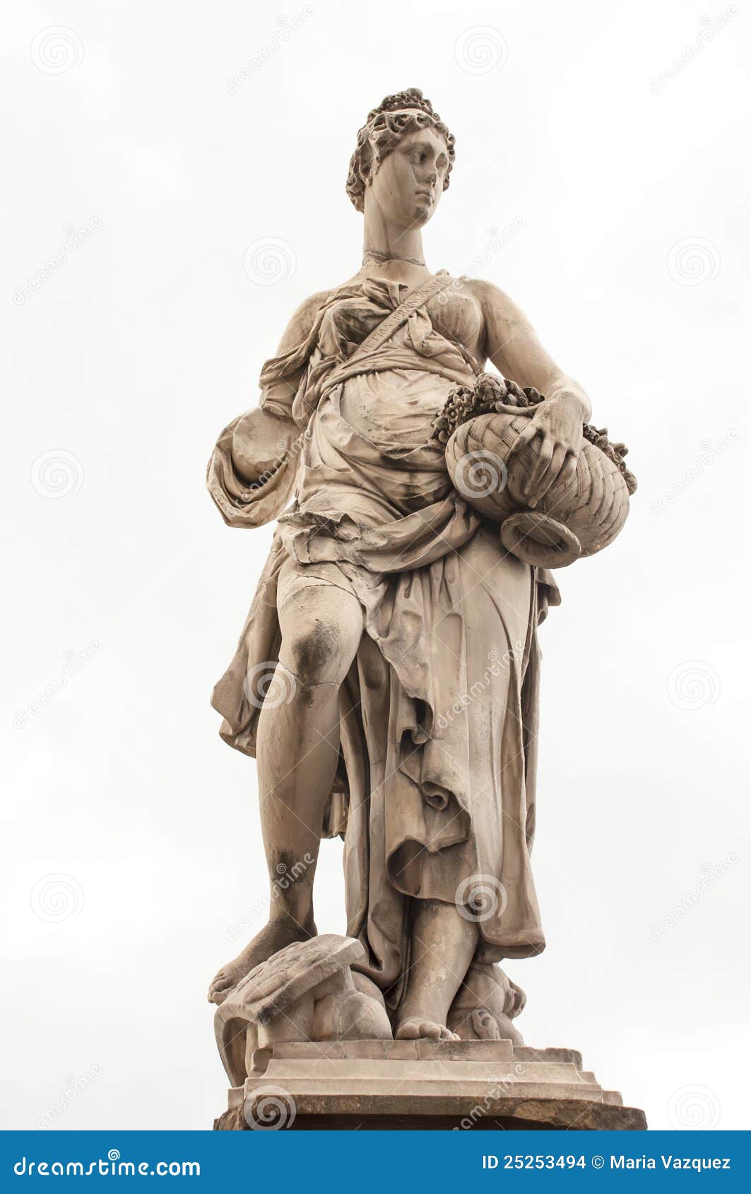 Roman statue stock photo. Image of tourist, catholic - 25253494