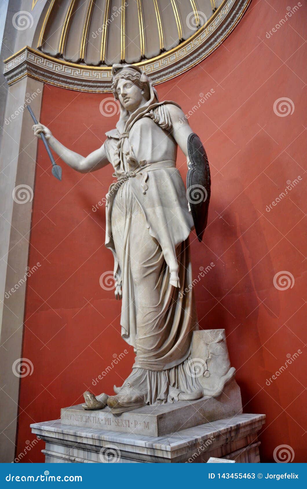 Roman statue in marble editorial stock photo. Image of roman - 143455463