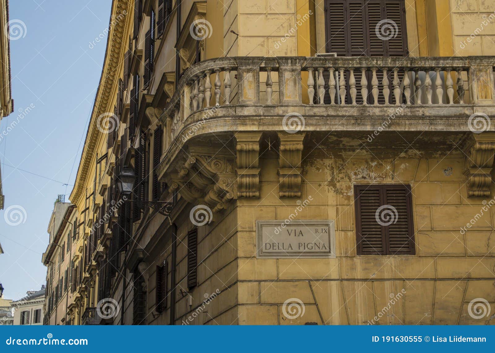Roman Street Via Della Pigna Stock Image - Image of rome, pigna: 191630555