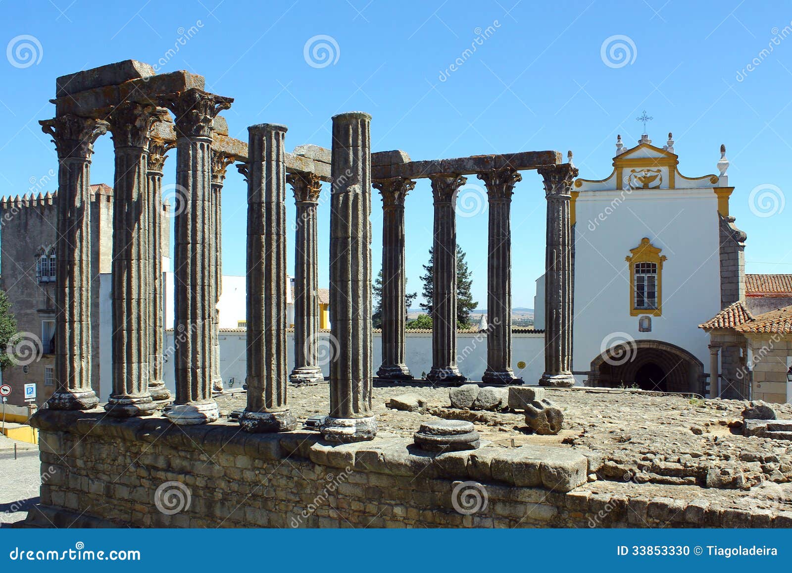 Roman Temple, Evora, Portugal Stock Photo - Image of empire ...
