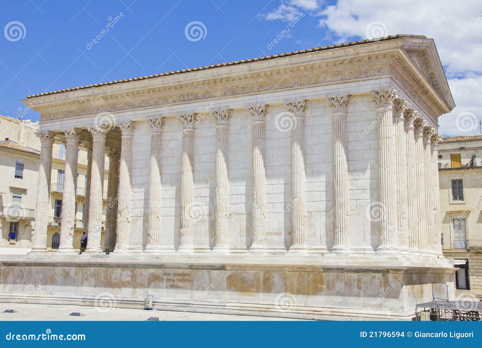 The Roman Temple Maison Carree in Nimes Stock Photo - Image of colony ...