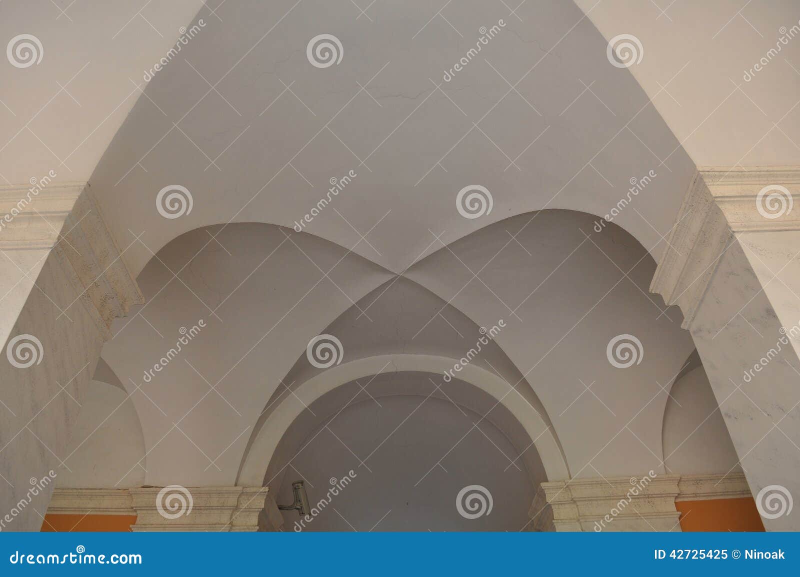 Roman vault and arch 3D stock image. Image of columns - 42725425