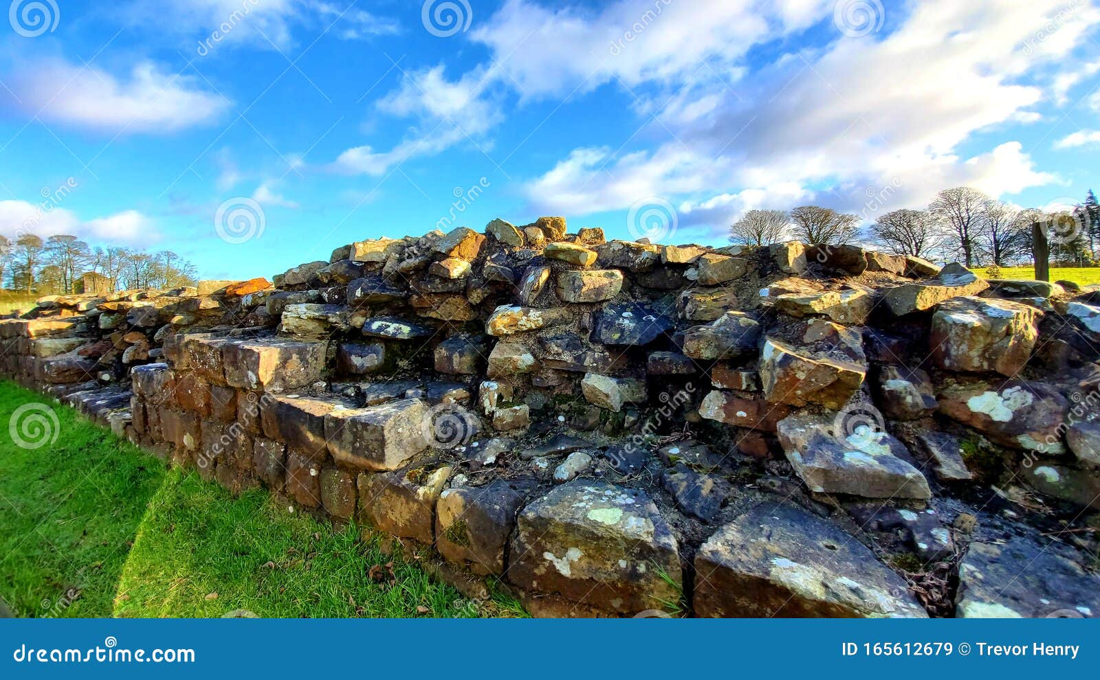 Roman Wall stock image. Image of adrian, roman, grass - 165612679