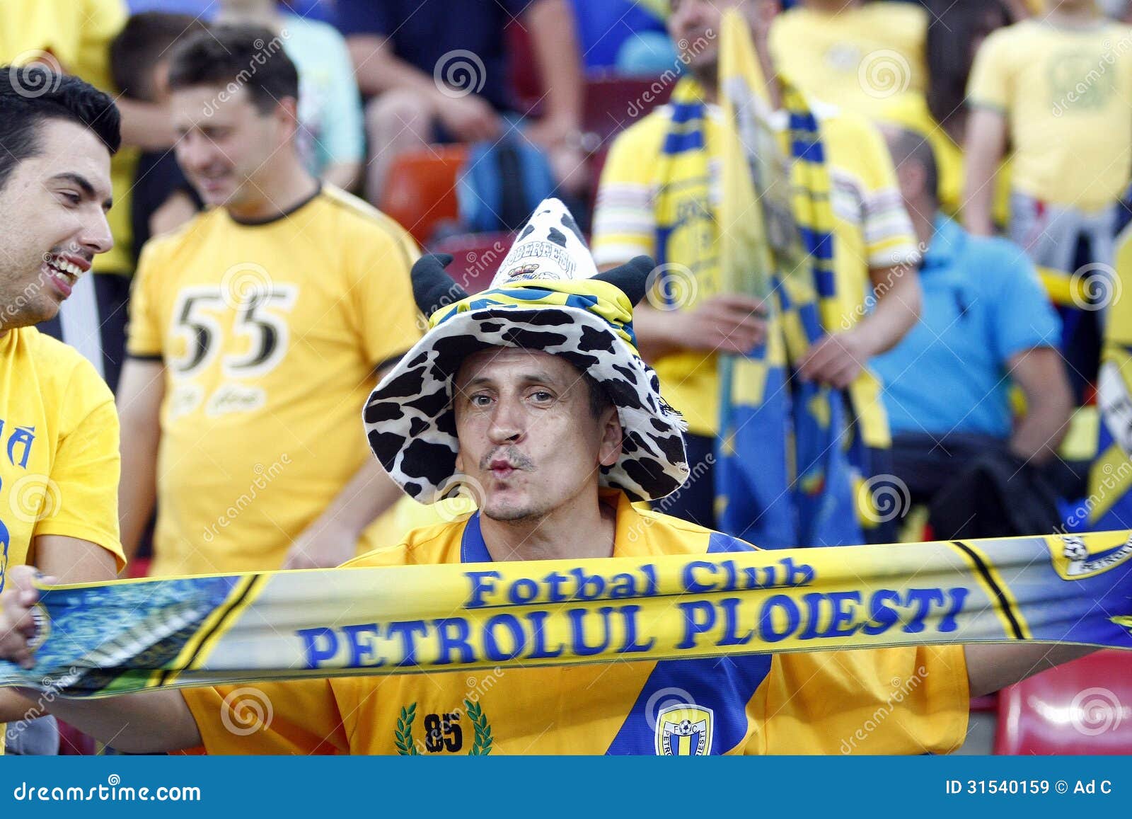 Romania Cup Final: Petrolul Ploiesti - CFR Cluj Editorial Stock Image ... Romania Cup Final: Petrolul Ploiesti - CFR Cluj Editorial Stock Image ...