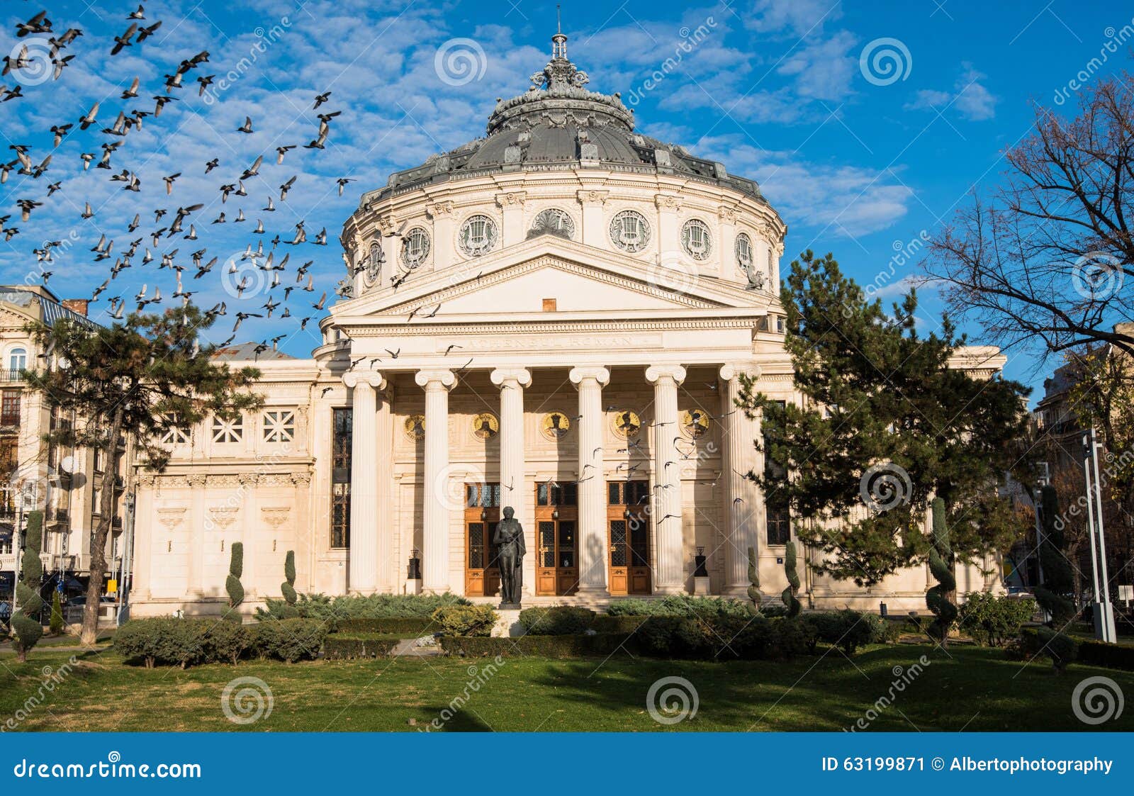 Romanian Atheneum editorial photo. Image of castle, garden - 63199871