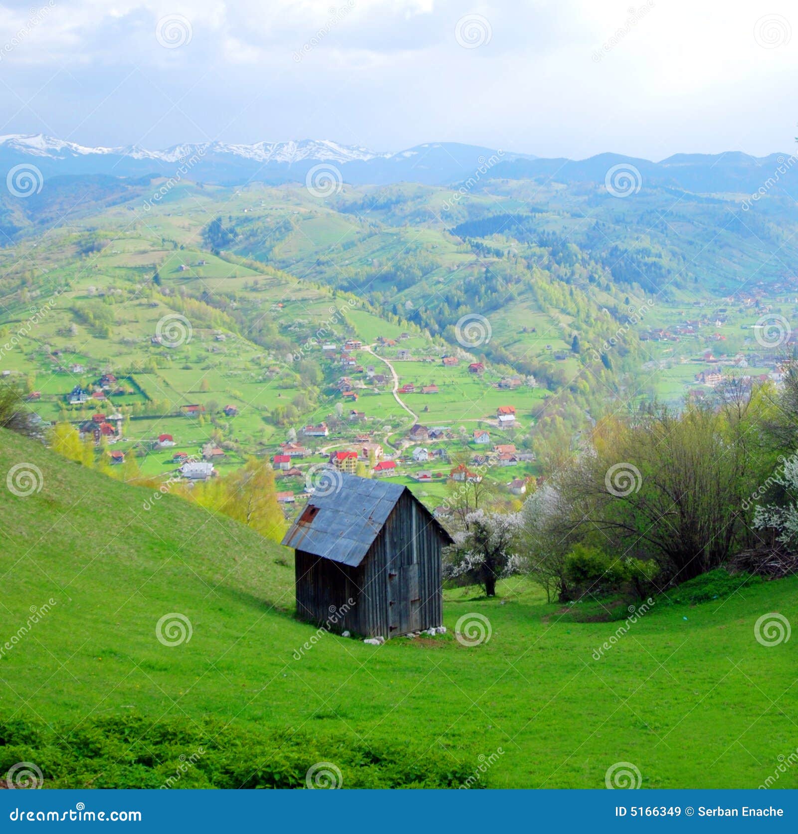Romanian Countryside Chalet Stock Image - Image of green, countryside ...