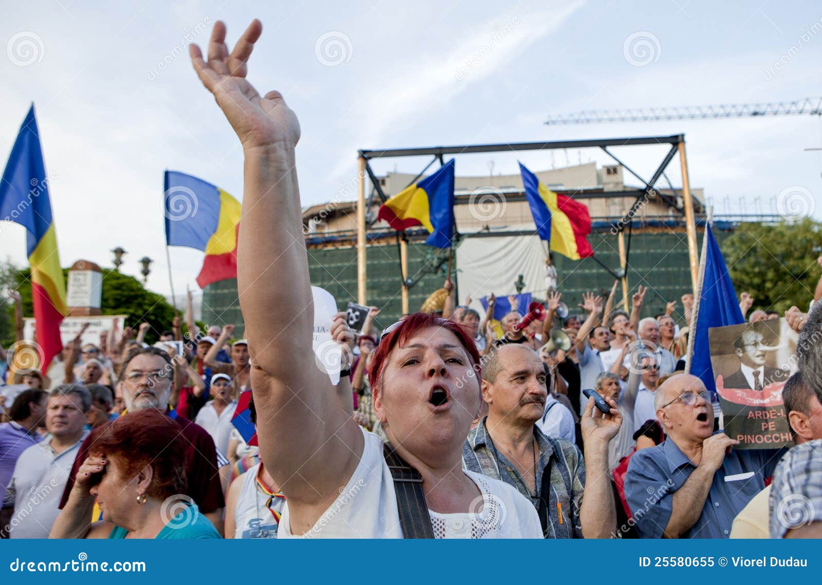 Romanian protesters editorial image. Image of protest - 25580655