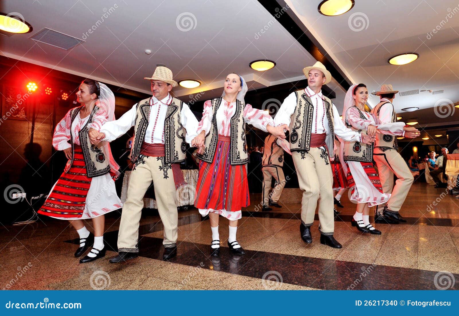 Romanian Traditional People Editorial Image - Image of dance, dancing ...