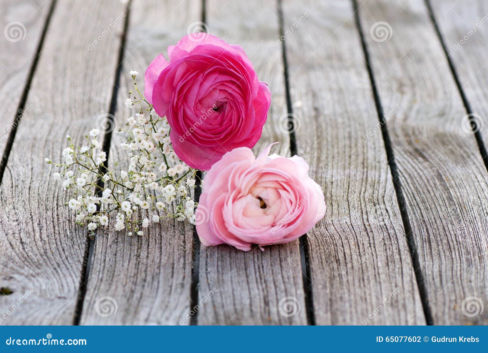 Romantic Bouquet With Pink Roses Stock Photo | CartoonDealer.com #65077602
