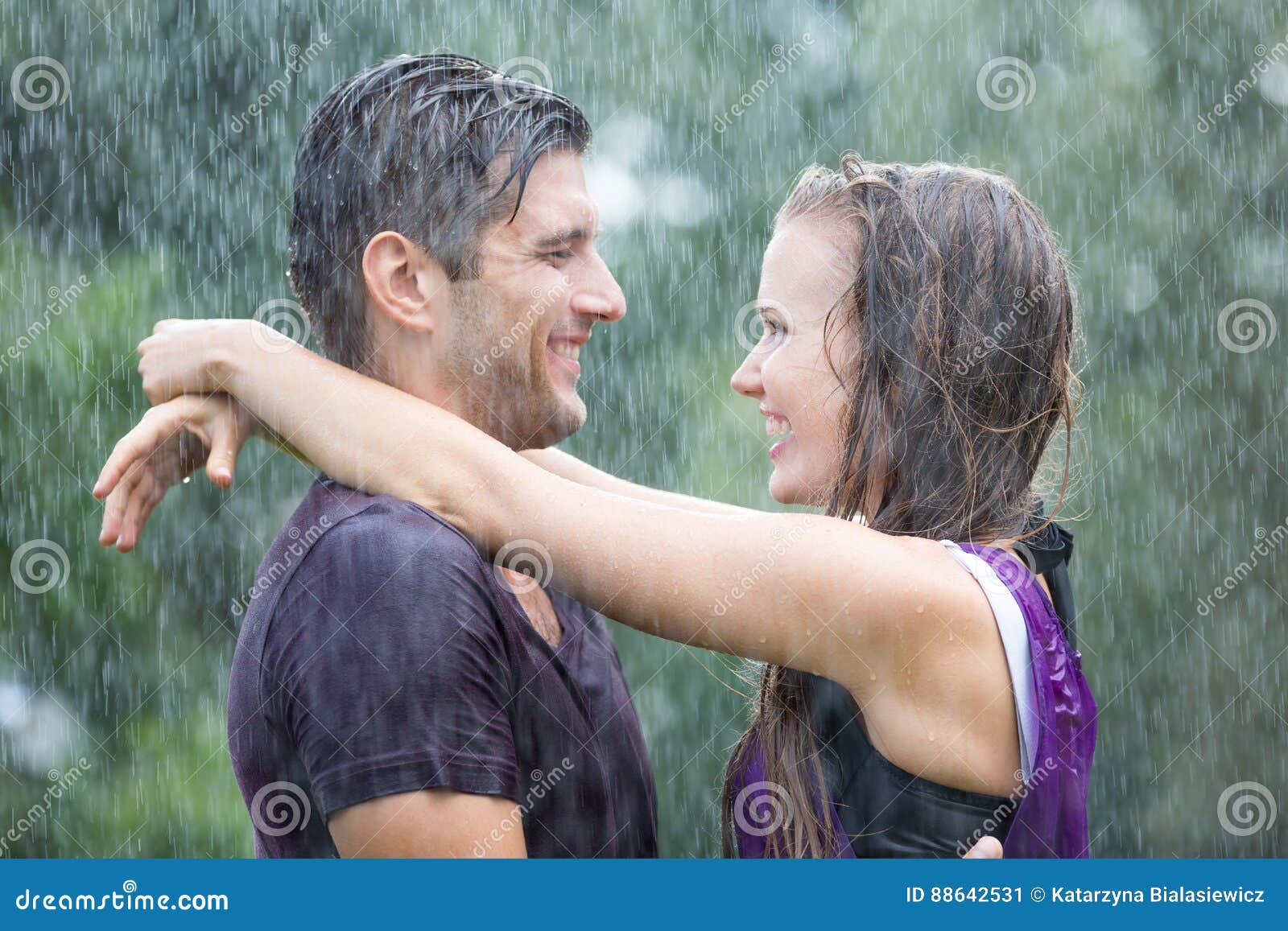Romantic Couple in Summer Rain Stock Image - Image of water, romantic ...