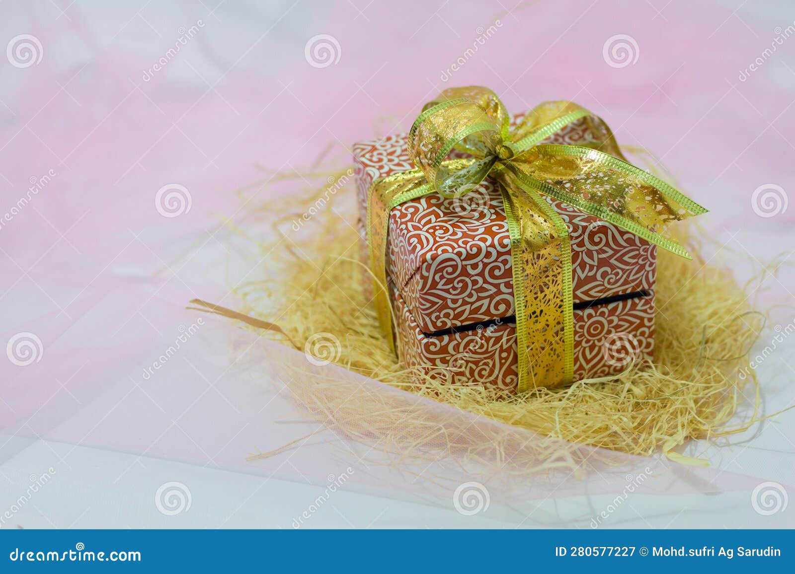 Romantic Gift Box for Present Stock Image - Image of party, cake: 280577227